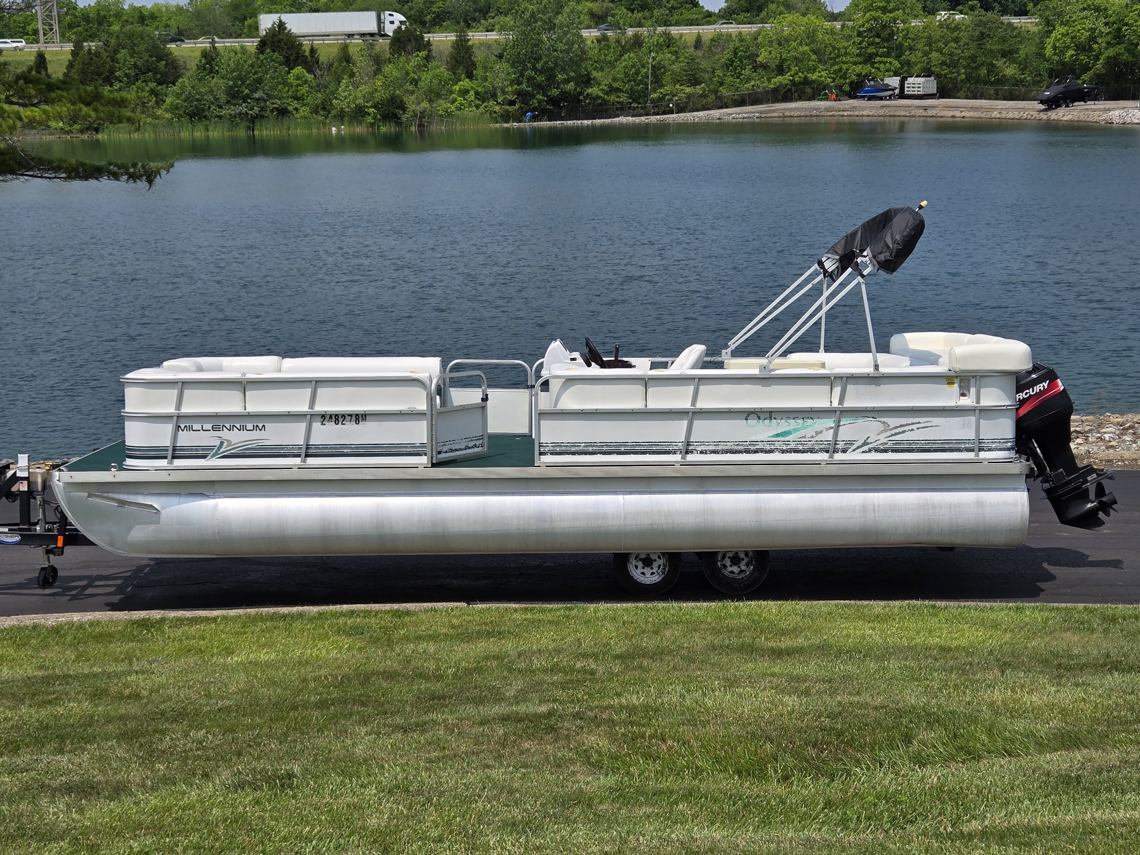 Used Pontoon Boats For Sale in Indiana - Boatmart