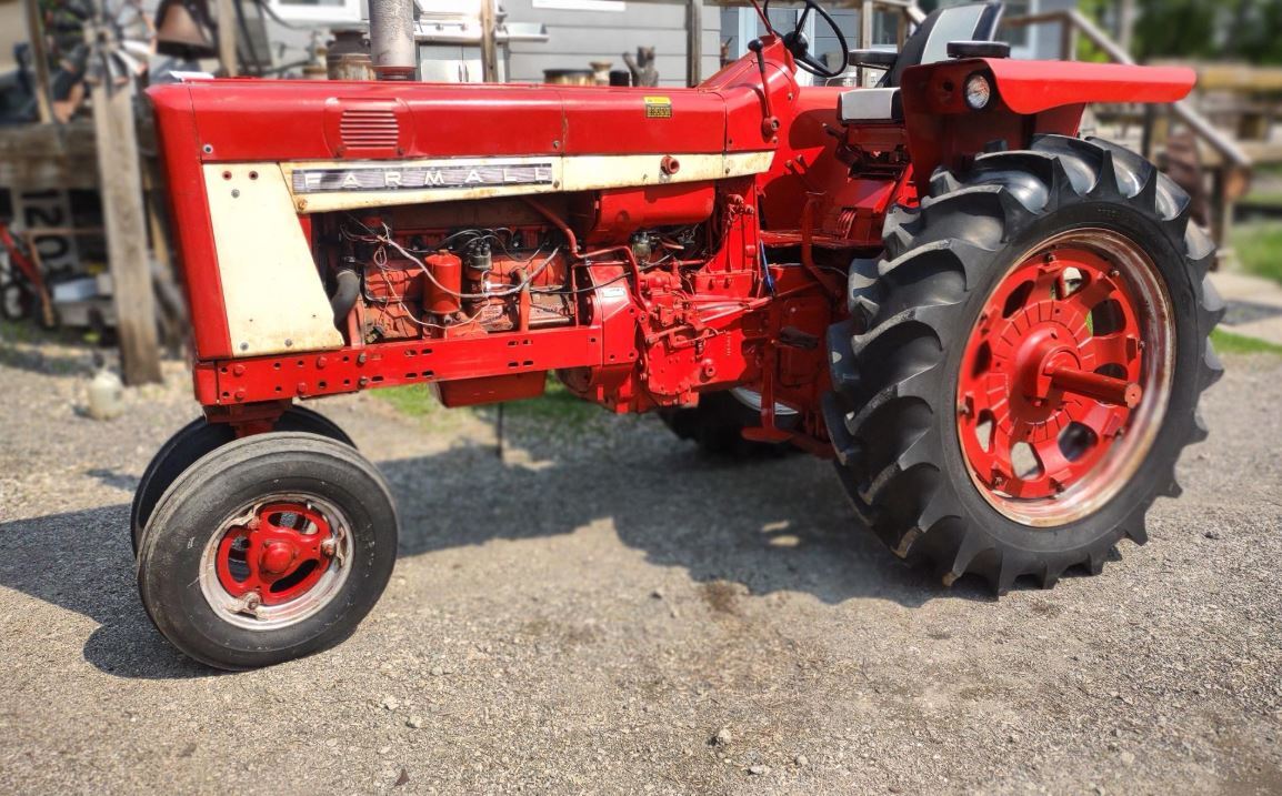 Used 1964 International 706 For Sale in Hardwood, ND - 5036737129 ...