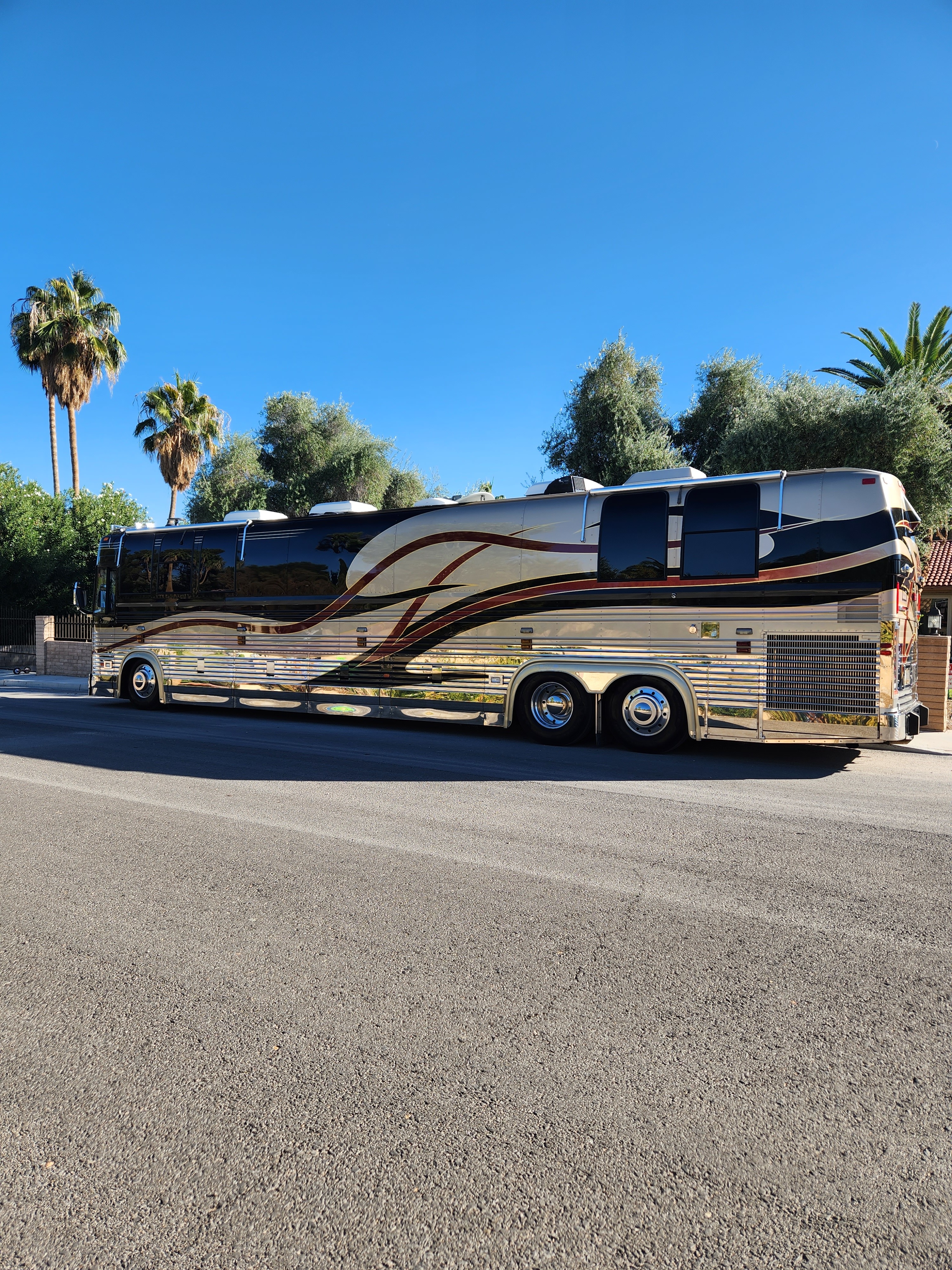 Used Prevost Featherlite Xl RVs For Sale - RV Trader