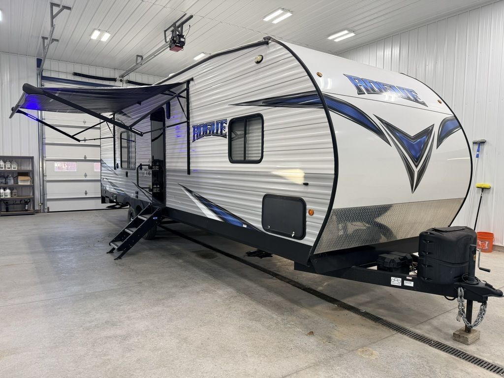 Forest River Vengeance Rogue RVs For Sale near New Douglas, IL - RV Trader