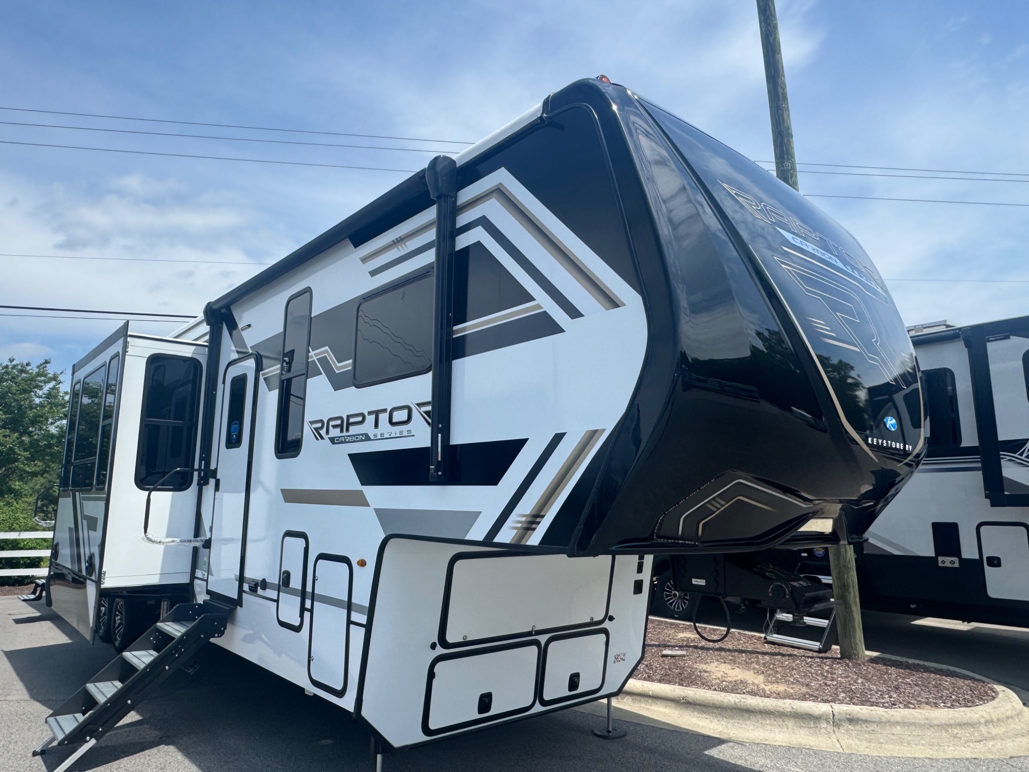 New 2025 Keystone Carbon 398 For Sale in St. Augustine, FL - 5036874779 ...