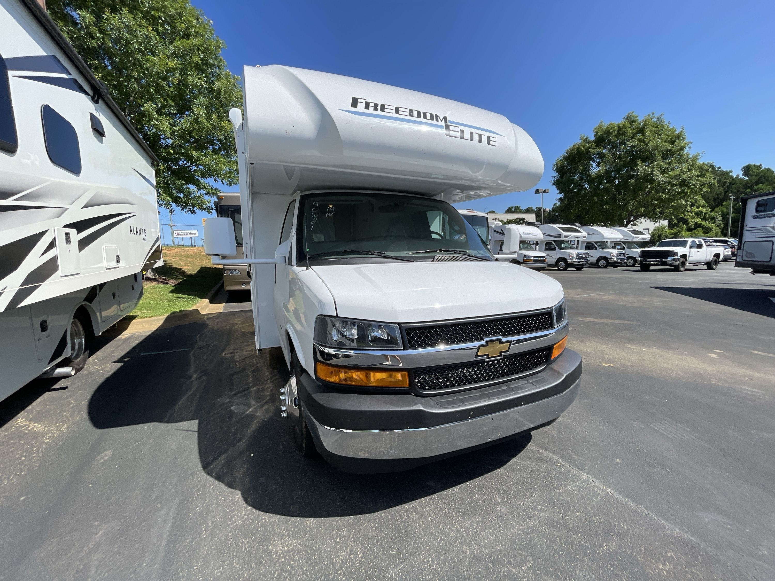 2026 Thor Motor Coach Freedom Elite RVs For Sale - RV Trader