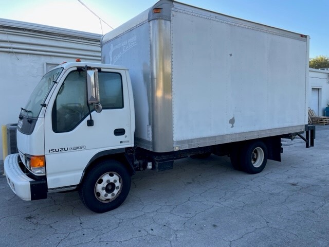 Used 2003 Isuzu Npr in Boca Raton, FL - 5036887343 - Commercial Truck Trader