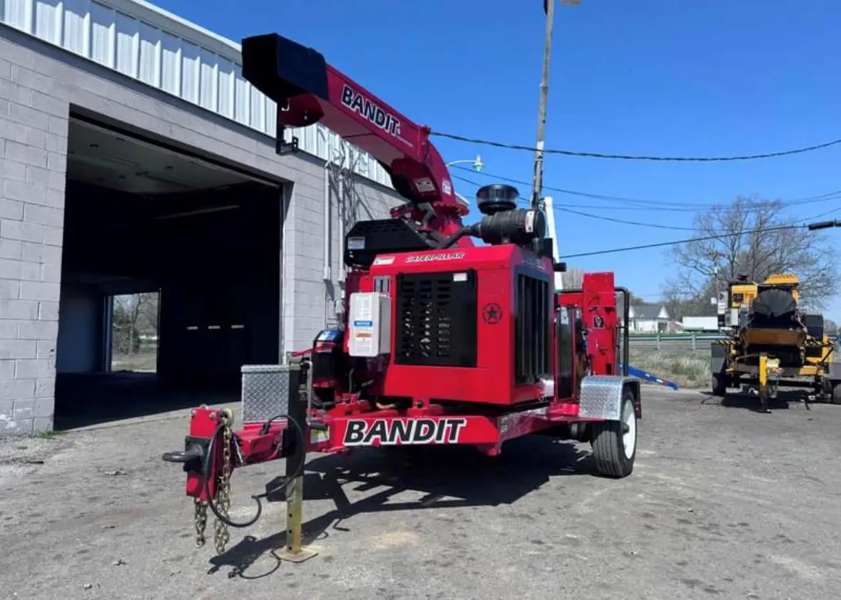 Bandit 18XP Chipper For Sale - Bandit 18XP Chipper - Equipment Trader