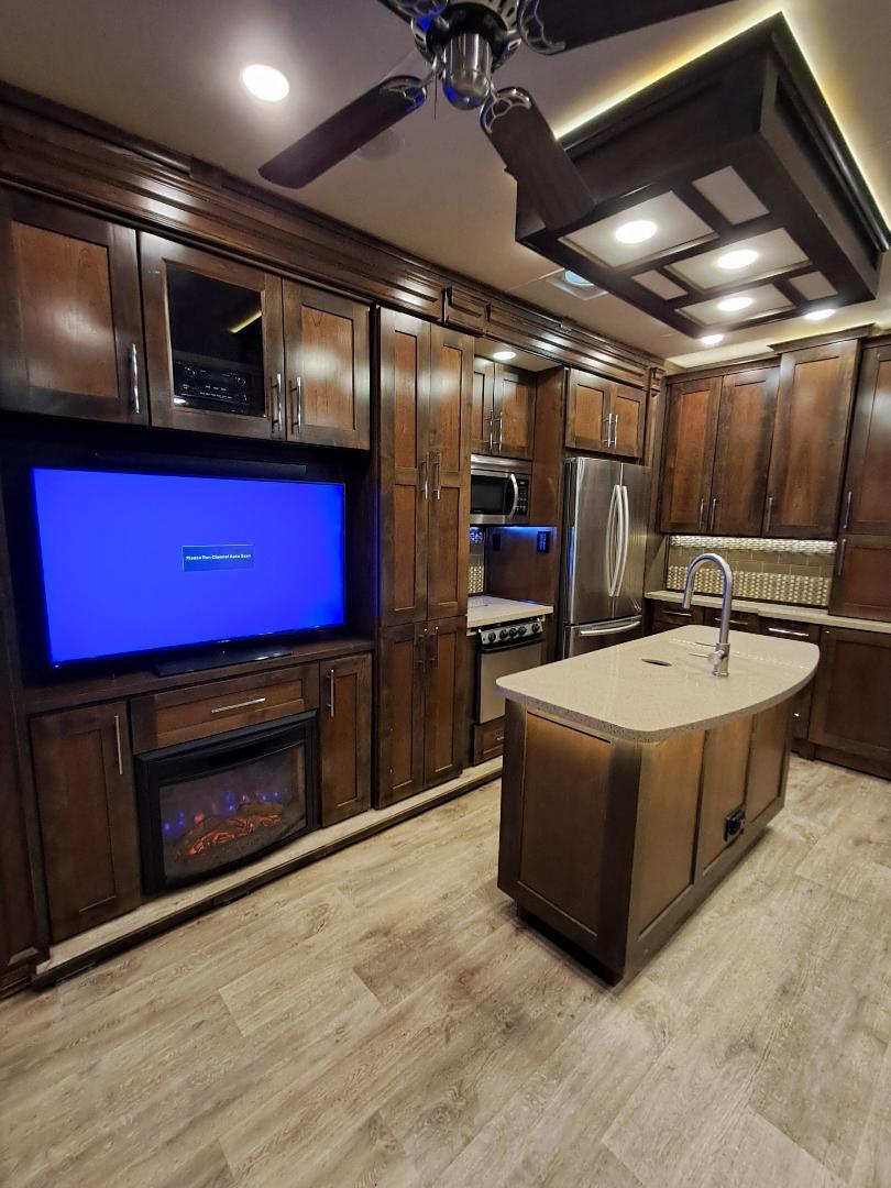 Used 2017 Vanleigh 325RL 325 Rl For Sale in De Queen, AR - 5036952618 ...