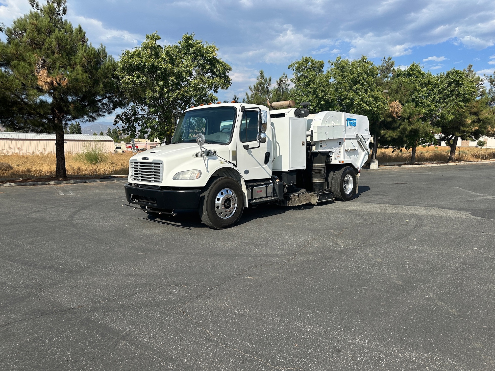 Freightliner Sweeper Trucks For Sale Near 85017 - Commercial Truck Trader