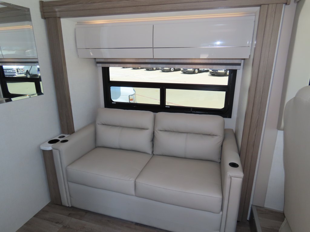 New 2026 Thor Motor Coach Axis 24.1 For Sale in Spring, TX - 5036400896 ...