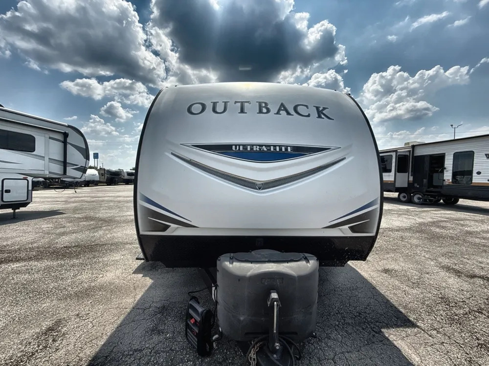 Used 2018 Keystone Outback Ultra Lite 272ufl in Warwick, RI ...