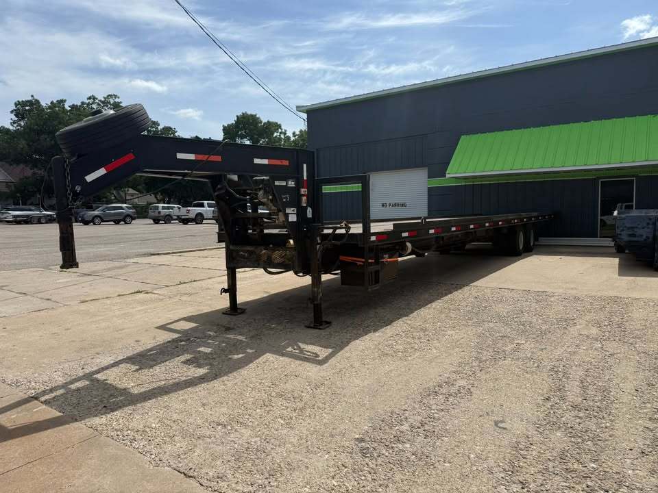 Tilt Trailer Equipment For Sale Near Pickering, Louisiana - Equipment ...
