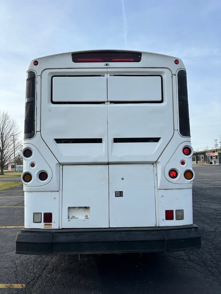 Used 2009 Mci J4500 in New Lenox, IL - 5037072707 - Commercial Truck Trader