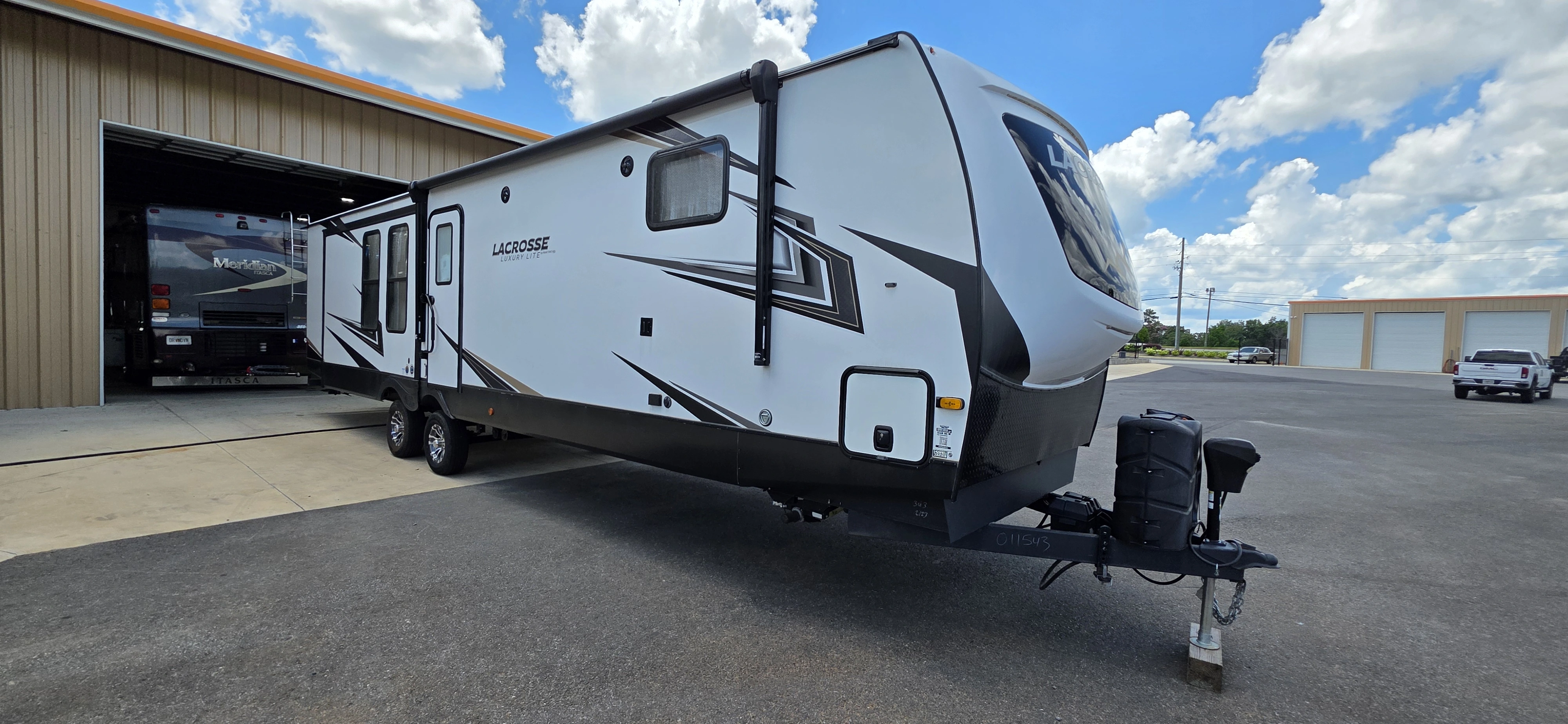 Prime Time Lacrosse 3411RK RVs For Sale - RV Trader