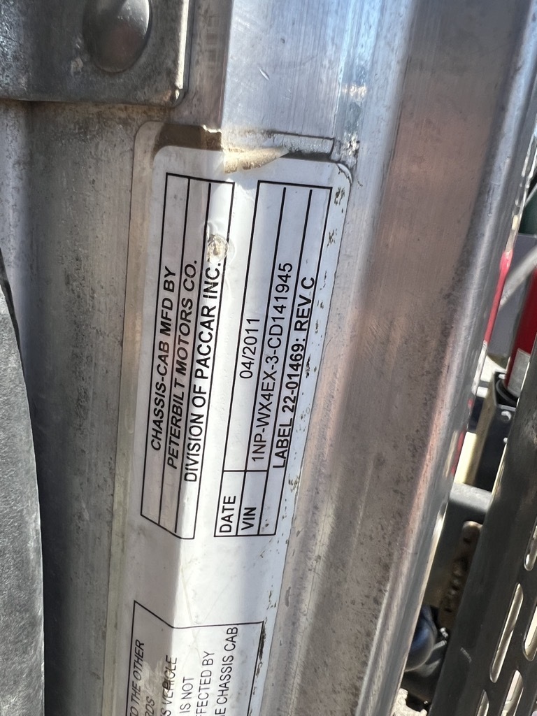 Used 2011 Peterbilt 388 For Sale in Bakersfield, CA - 5037137924 ...
