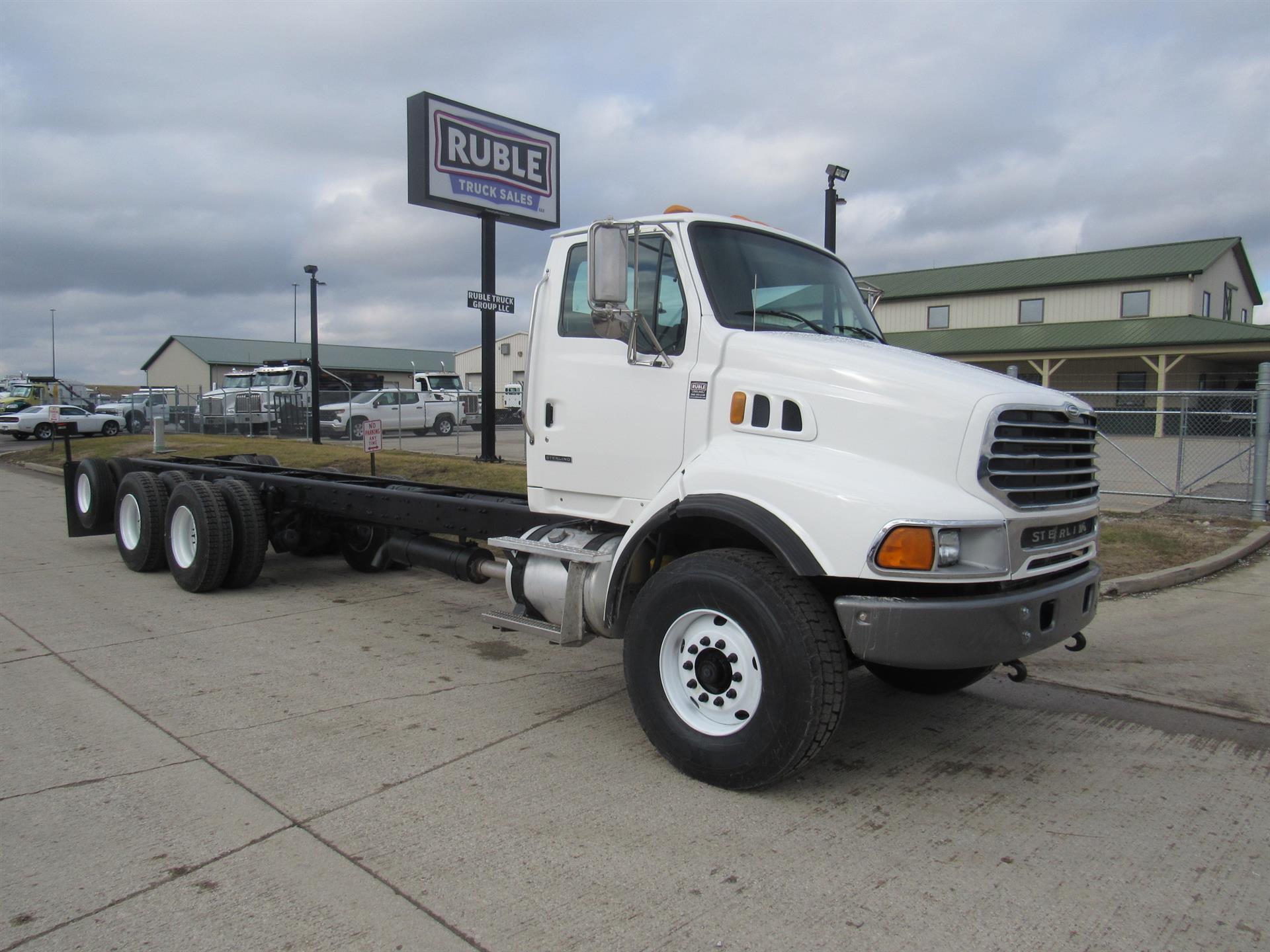 Sterling Box Truck - Straight Truck,cab Chassis For Sale - Commercial ...