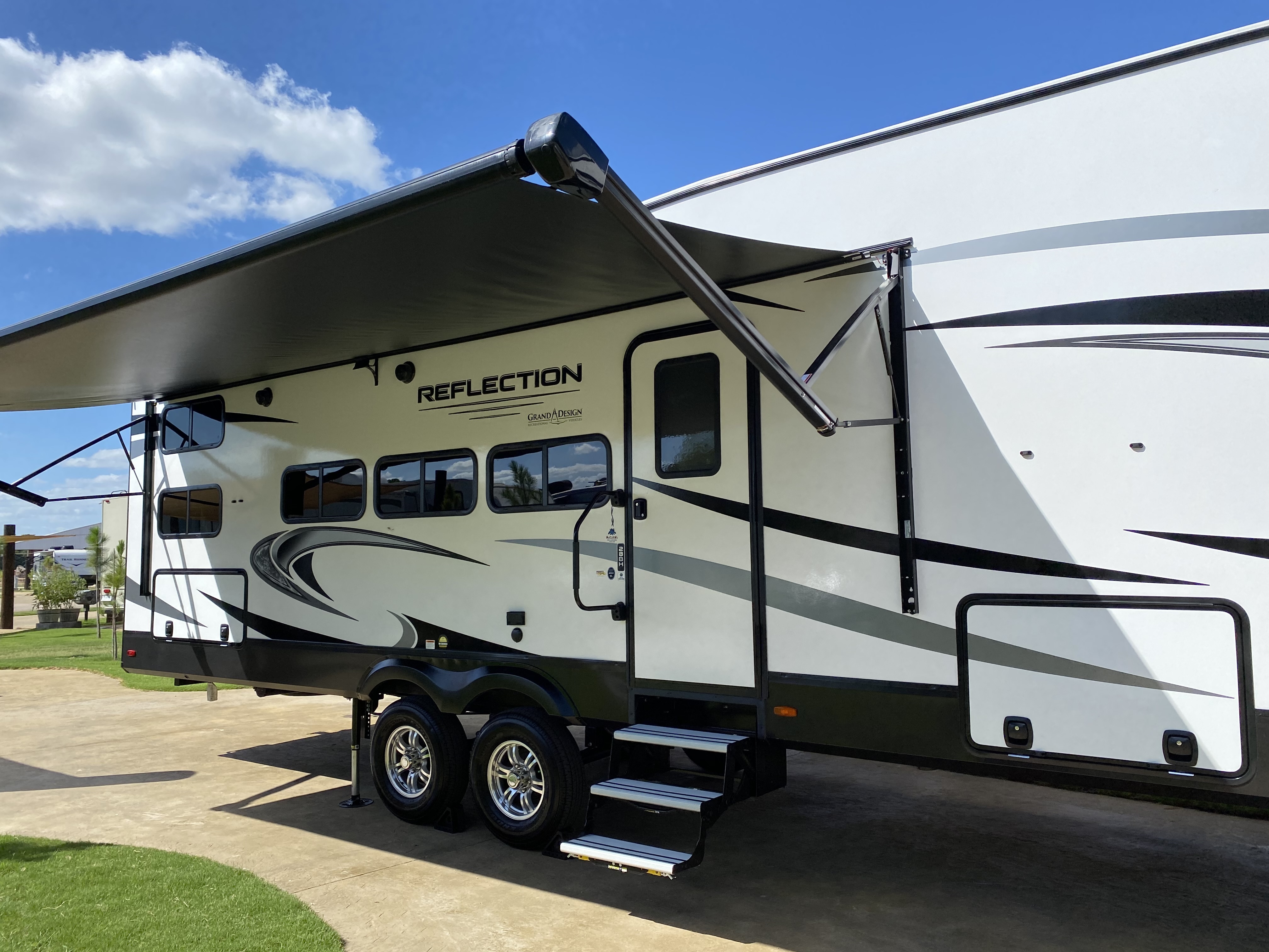 Used 2021 Grand Design Reflection 28bh in Highland Village, TX ...