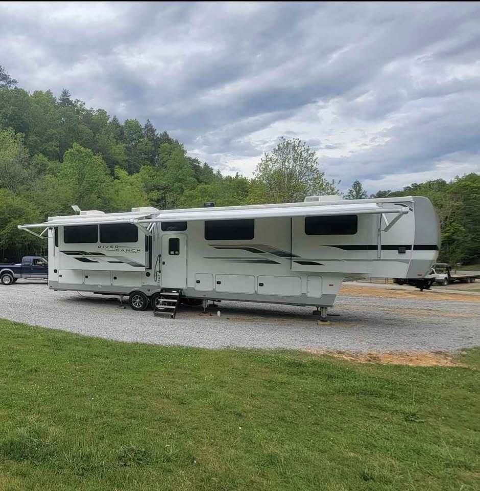 Palomino River Ranch 392MB RVs For Sale - RV Trader