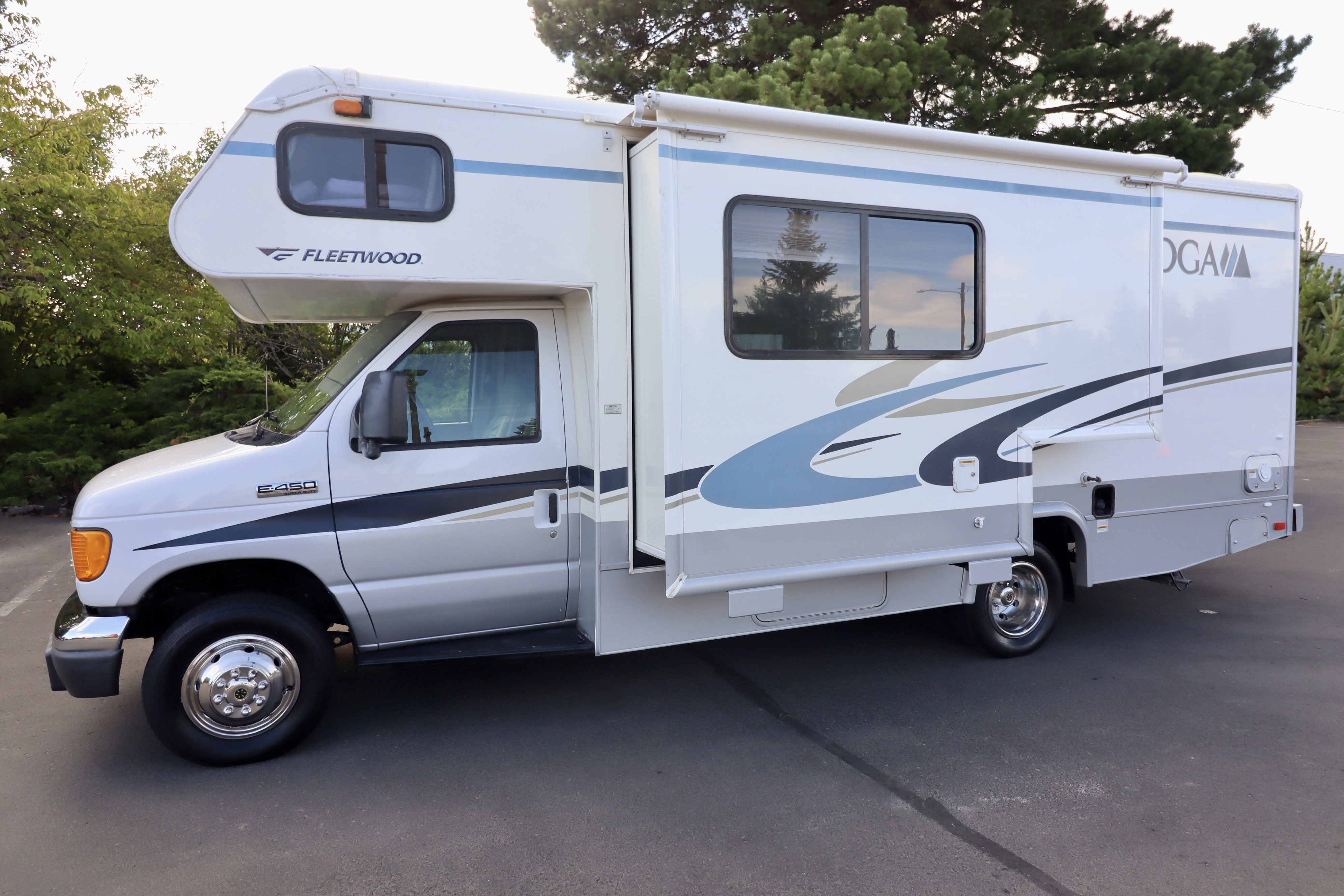 Used Fleetwood Class C RVs and Motorhomes For Sale near Whitefish, MT ...