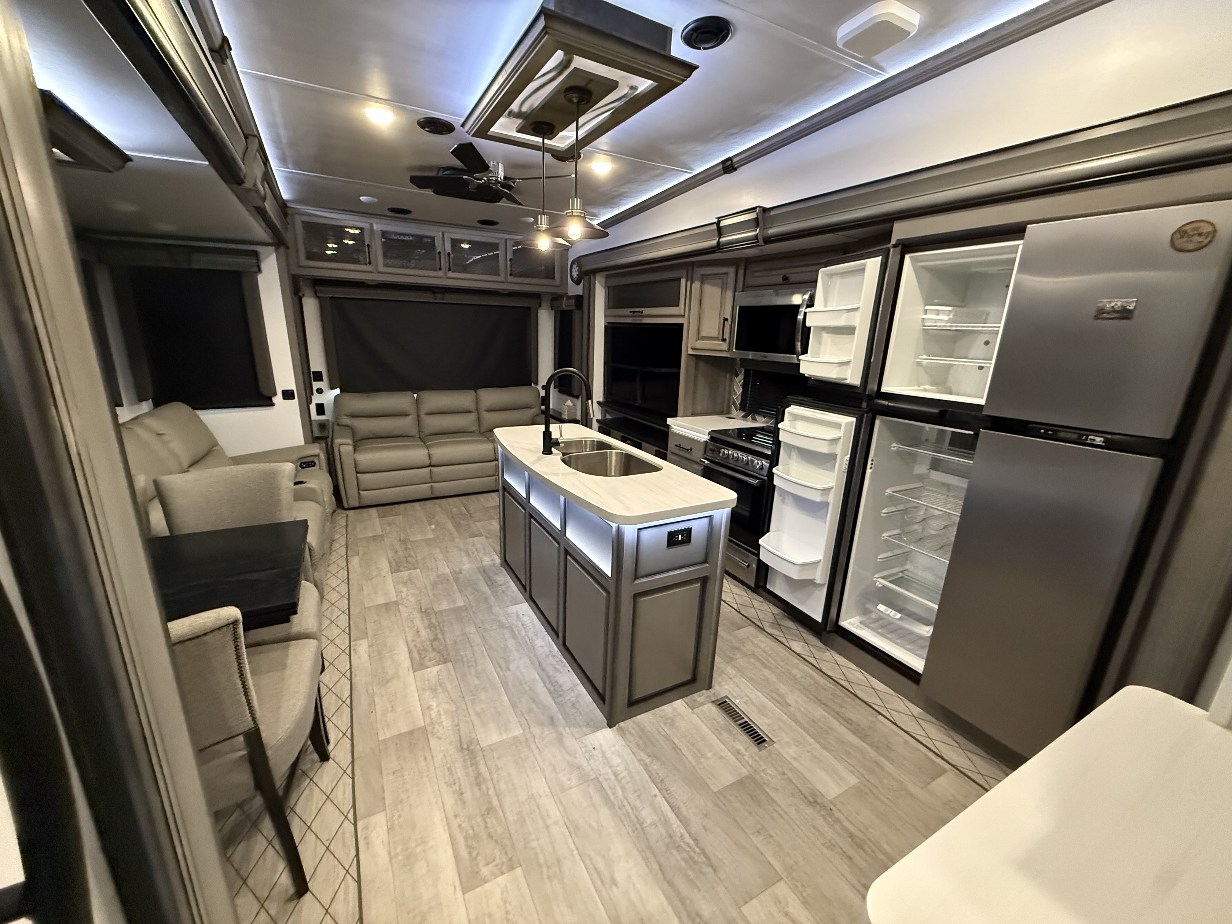 Keystone Montana 3121RL Fifth Wheels For Sale near Albuquerque, NM - RV ...