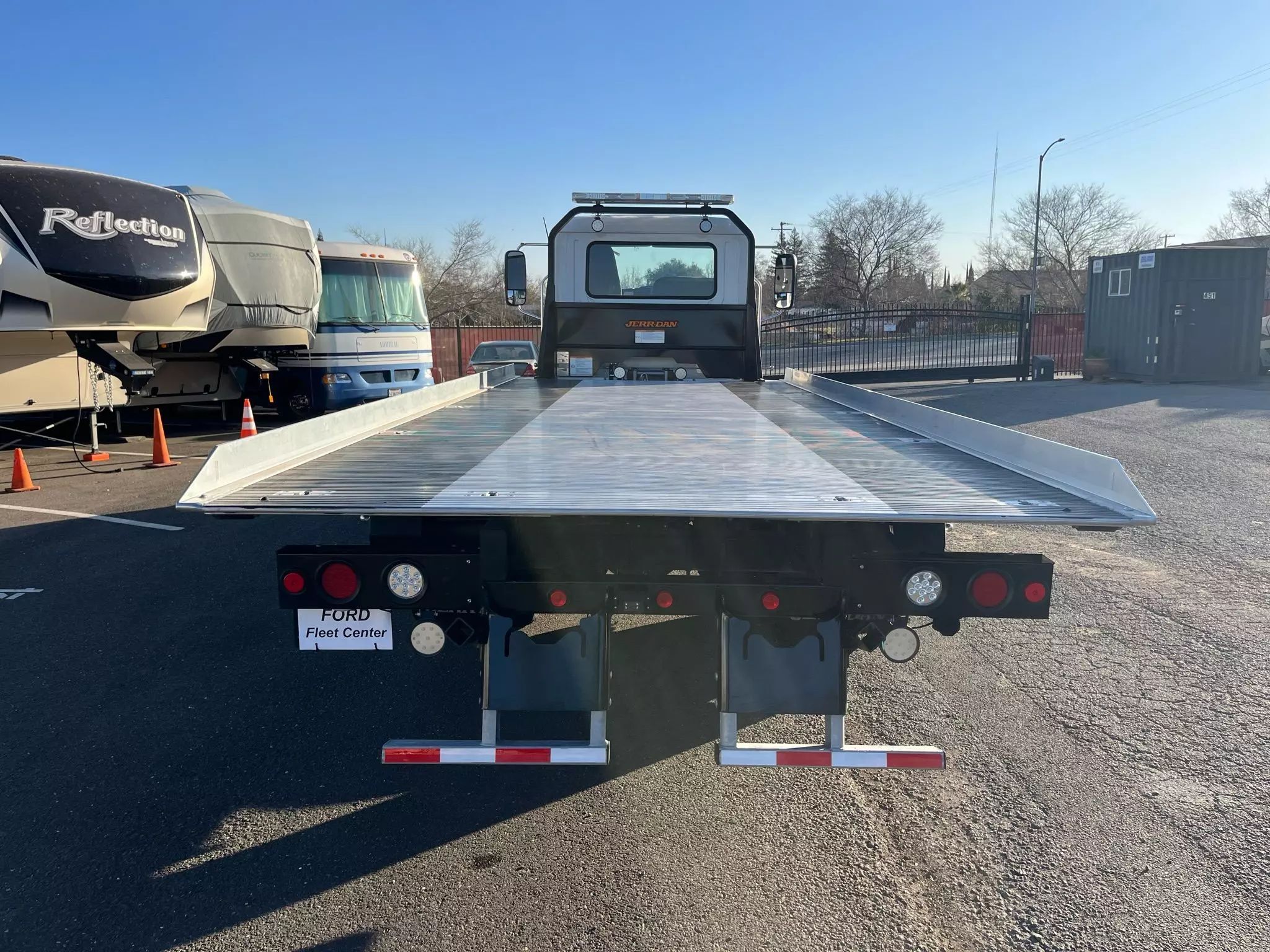 Used 2023 Mack Md6 in Roseville, CA - 5037406111 - Commercial Truck Trader