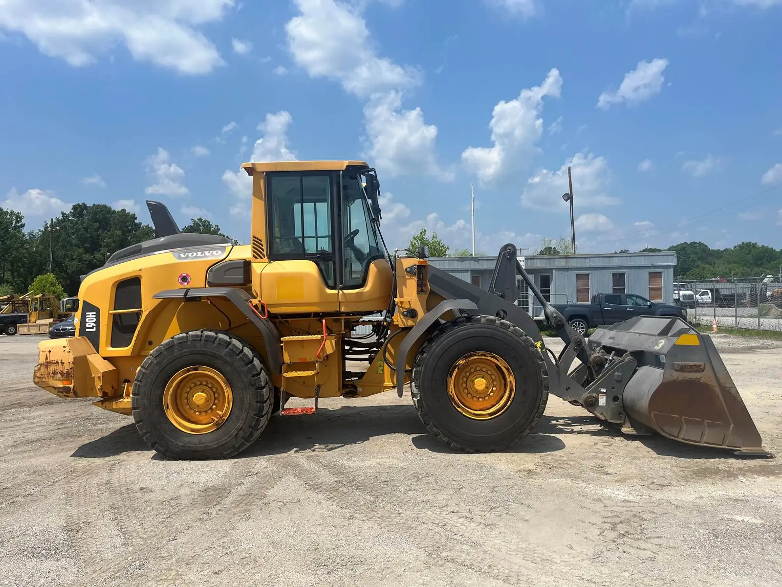 Volvo L90 Loaders For Sale - Volvo L90 Loaders - Equipment Trader