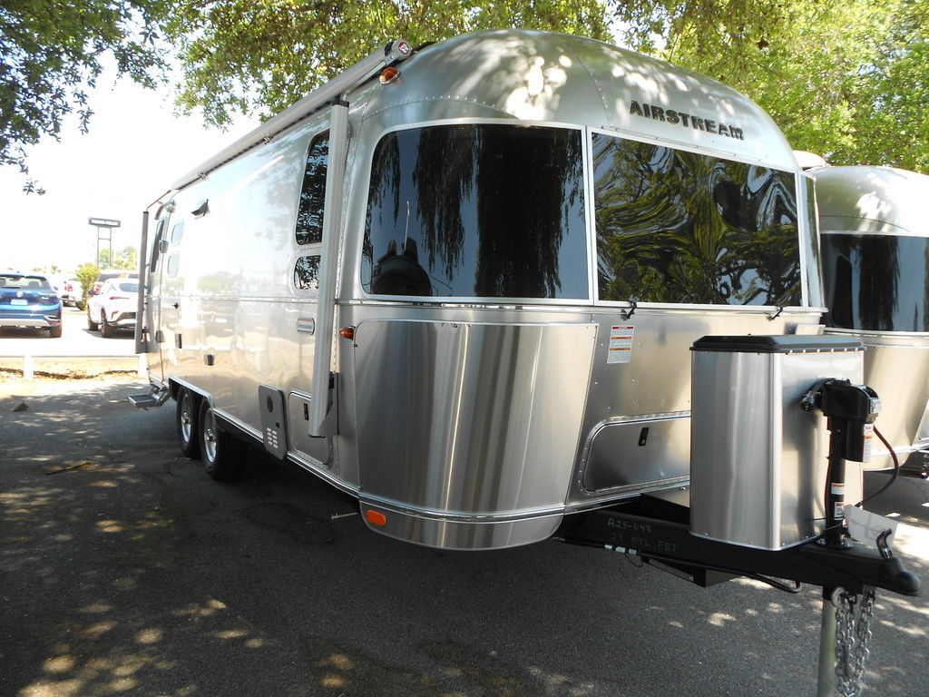 New 2025 Airstream International 25FB For Sale in Gulfport, MS ...