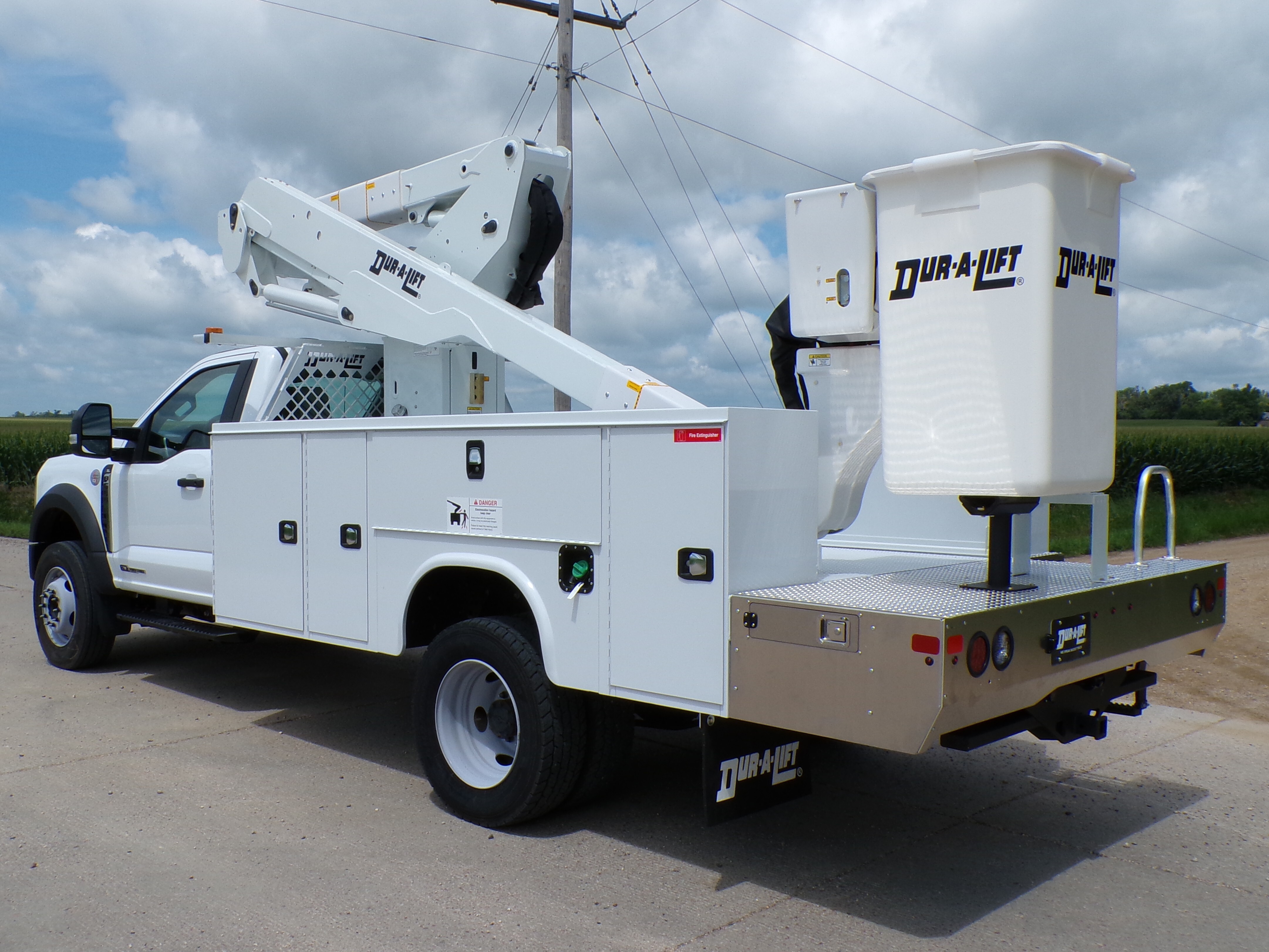 2024 DUR-A-LIFT - New 2024 DUR-A-LIFT Bucket Truck Hodgkins, IL