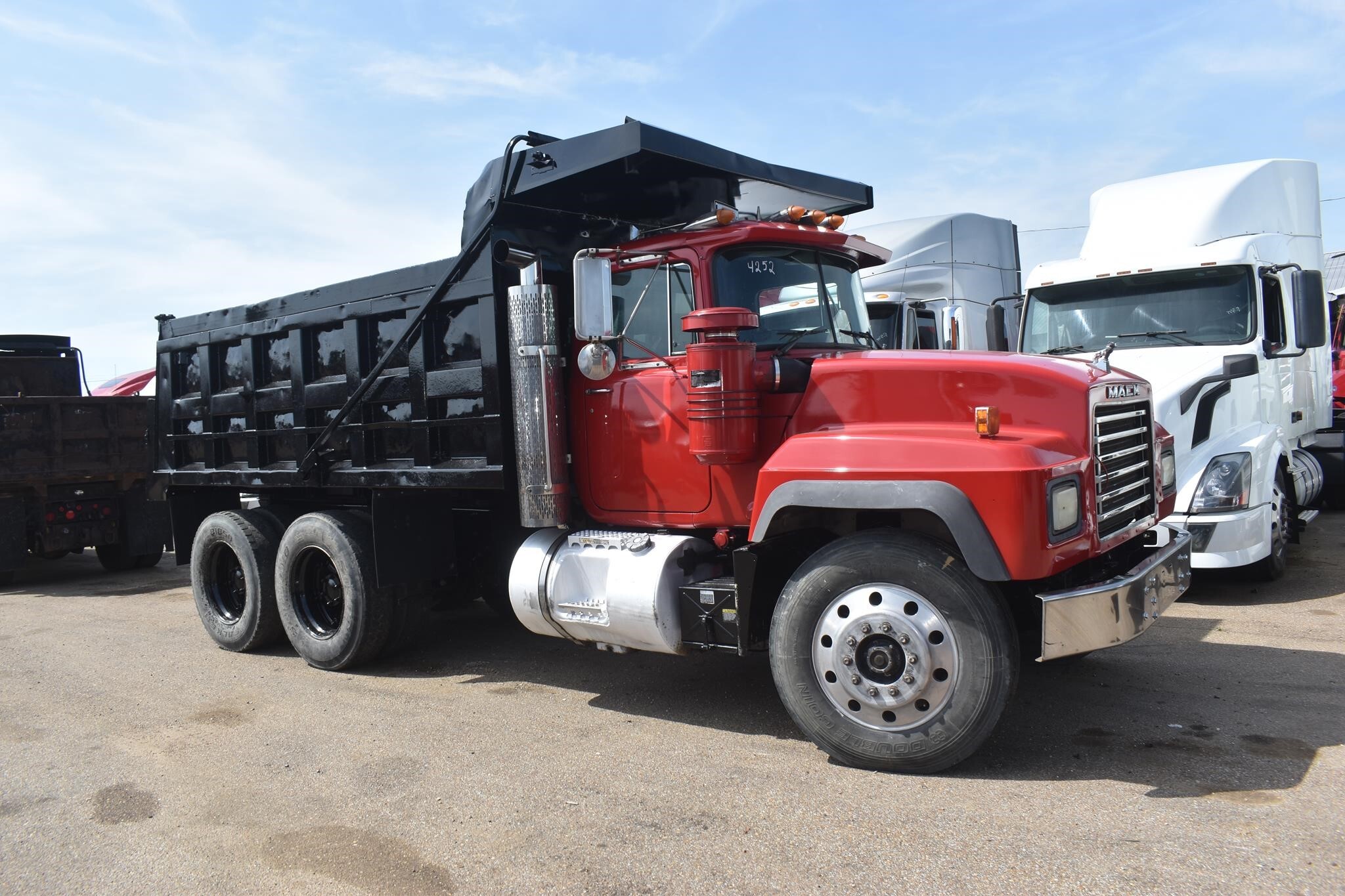 Used 1993 Mack 600 For Sale in Covington, TN - 5036733493 - Commercial Truck Trader