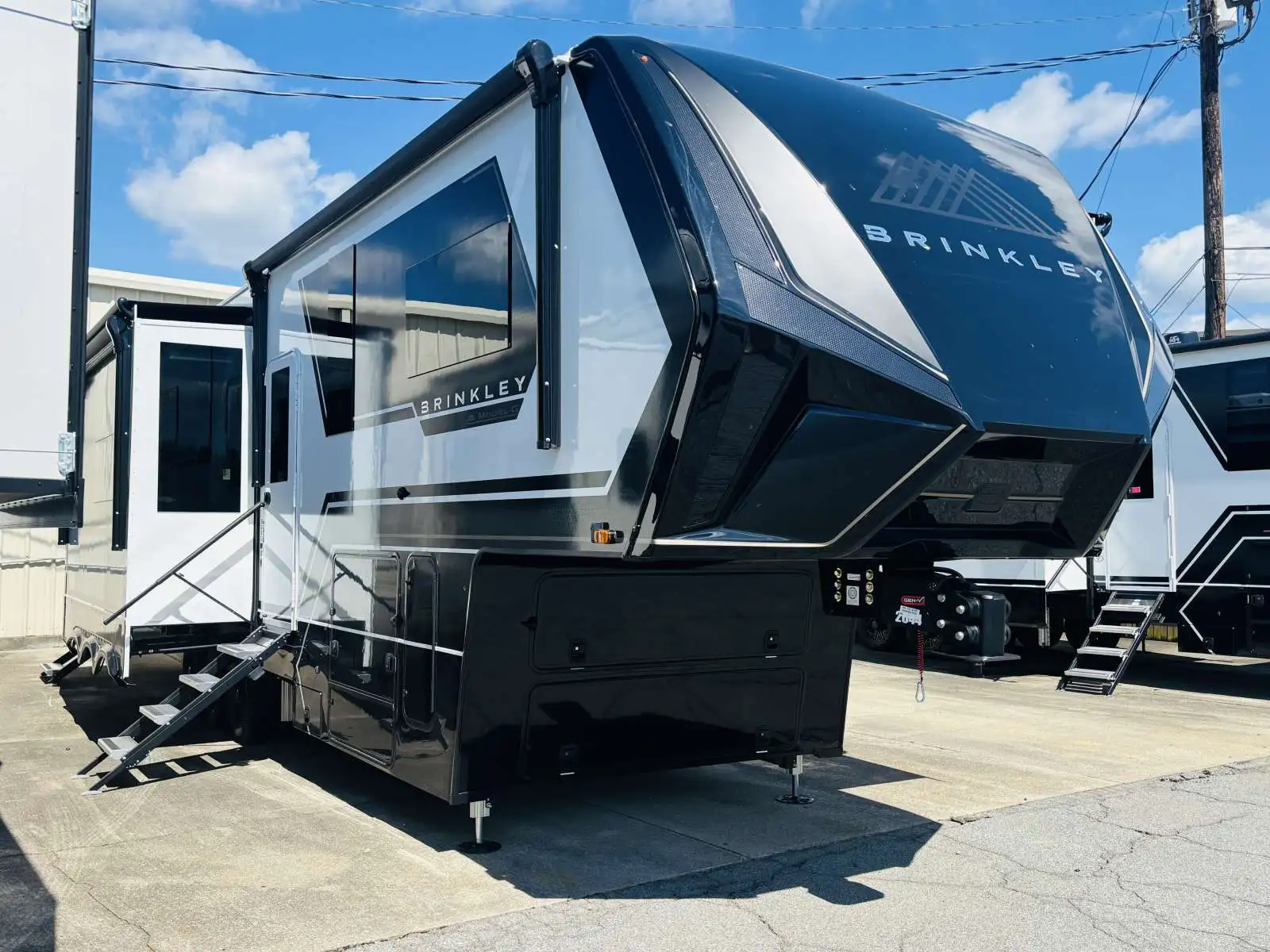 Brinkley Model G 3250 Toy Haulers For Sale - RV Trader