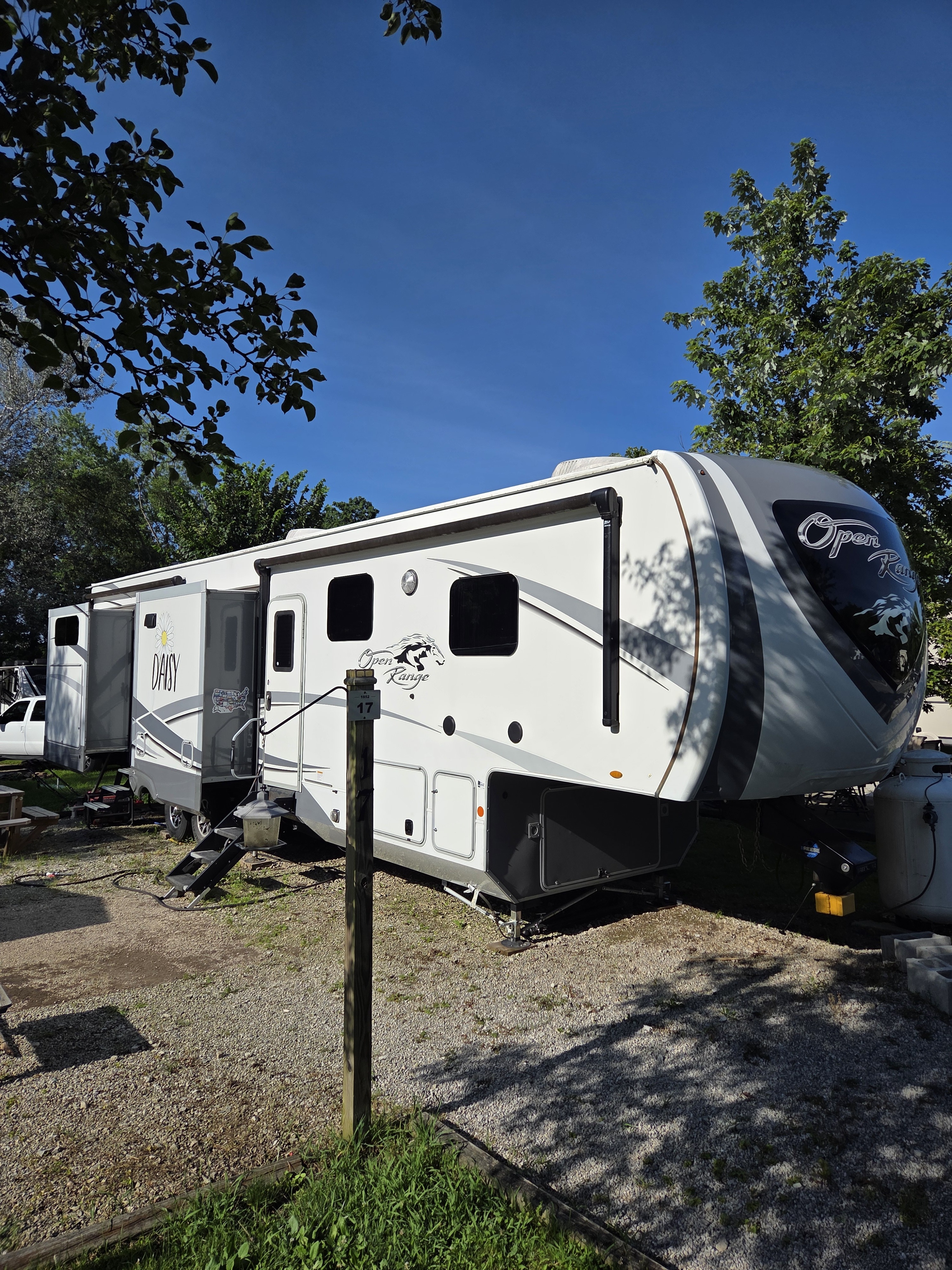 Highland Ridge Open Range OF427BHS Fifth Wheels for sale - RV Trader