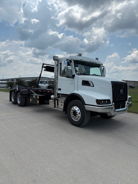New 2025 Volvo VHD64B300 For Sale in Beaumont, TX - 5037532193 ...
