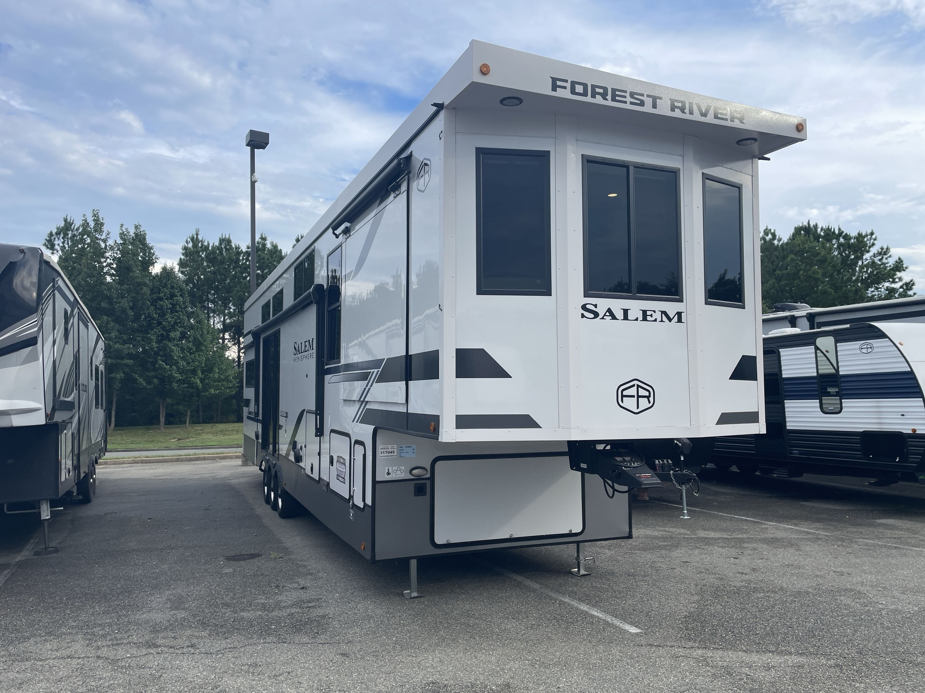 Forest River Salem Hemisphere ROOST43 RVs For Sale - RV Trader