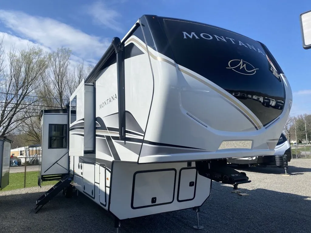New 2025 Keystone Montana Fifth Wheels For Sale - RV Trader