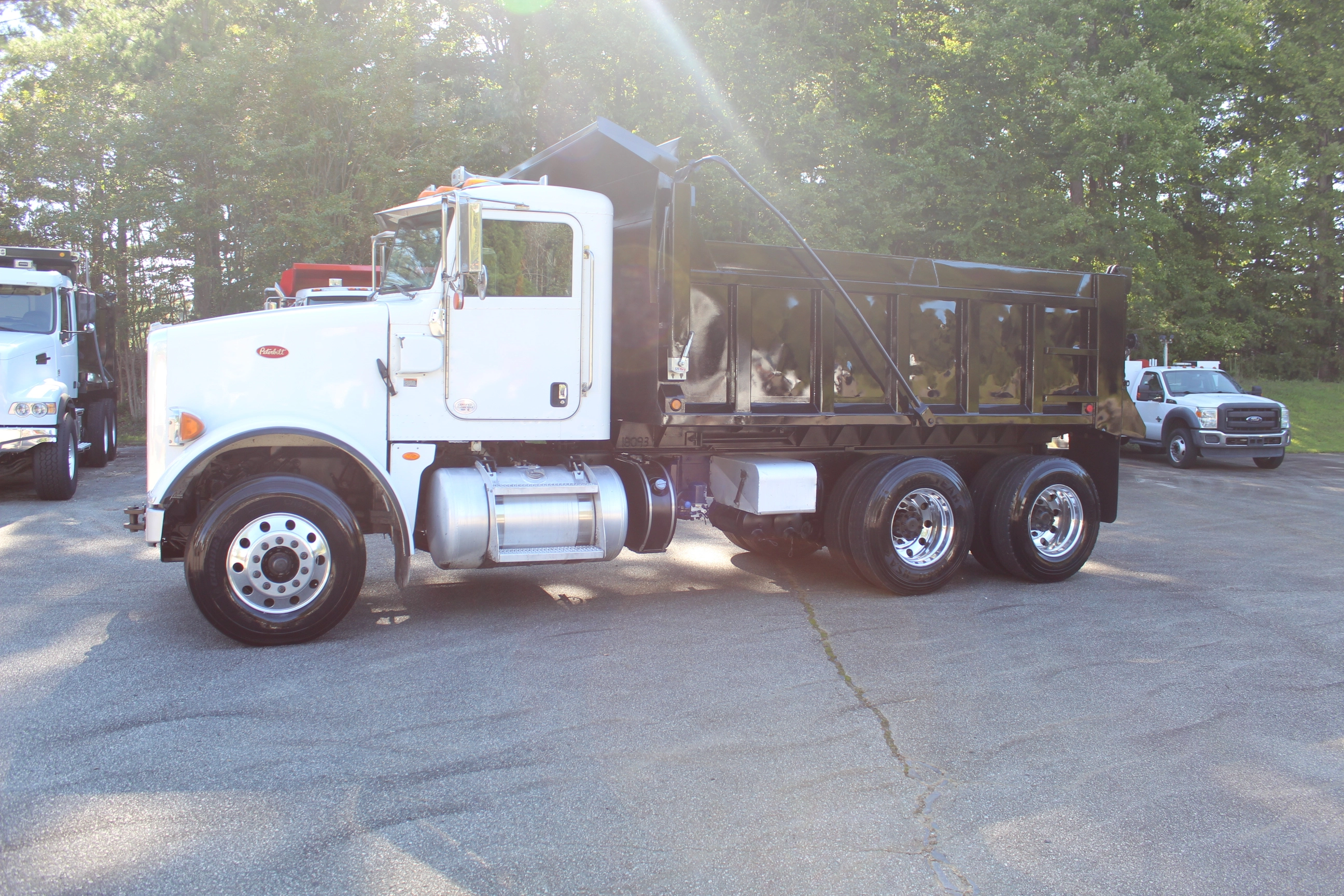 Peterbilt Tri-Axle Dump Dump Trucks For Sale - Peterbilt Tri-Axle Dump ...