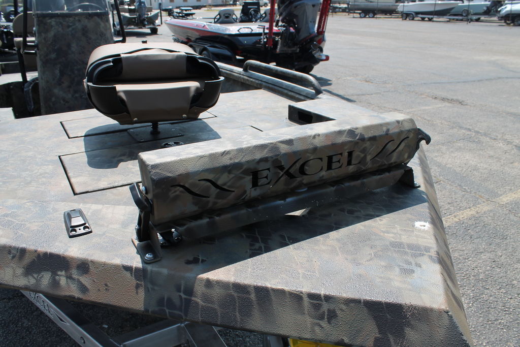 New 2026 Excel Boats Shallow Water F4 1860 F4 Center Console 1854 For ...