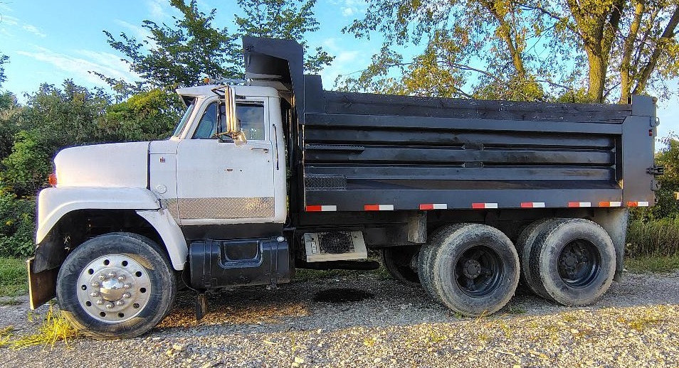 Used 1975 International 120 For Sale in OH - 5037803428 - Commercial ...