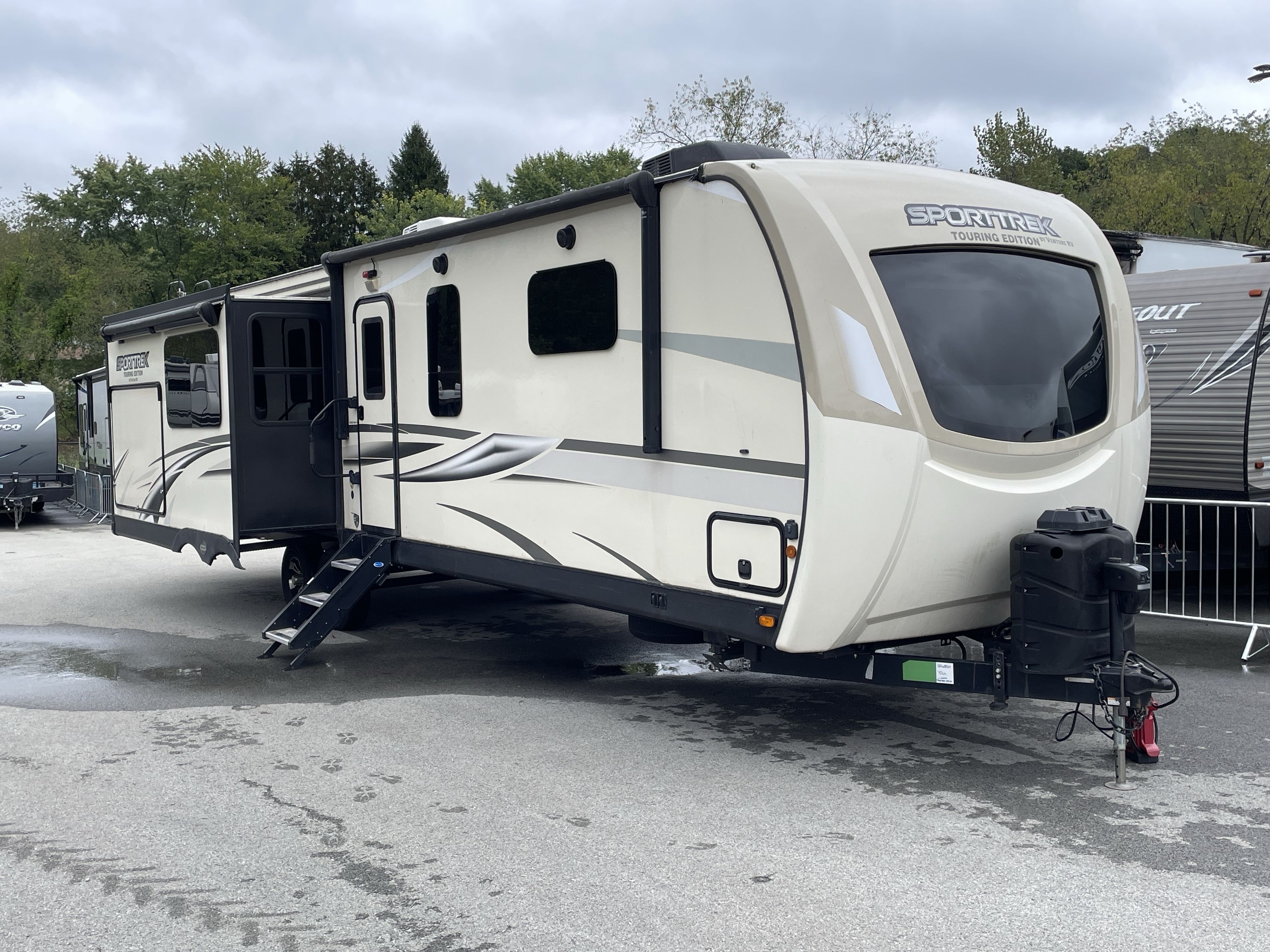 Used 2020 Venture RV Sporttrek Touring Edition 343VIK STT343VIK For ...
