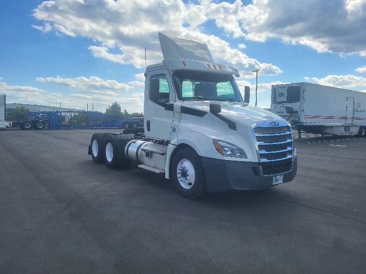 Conventional - Day Cab,conventional - Sleeper Truck,tractor For Sale ...