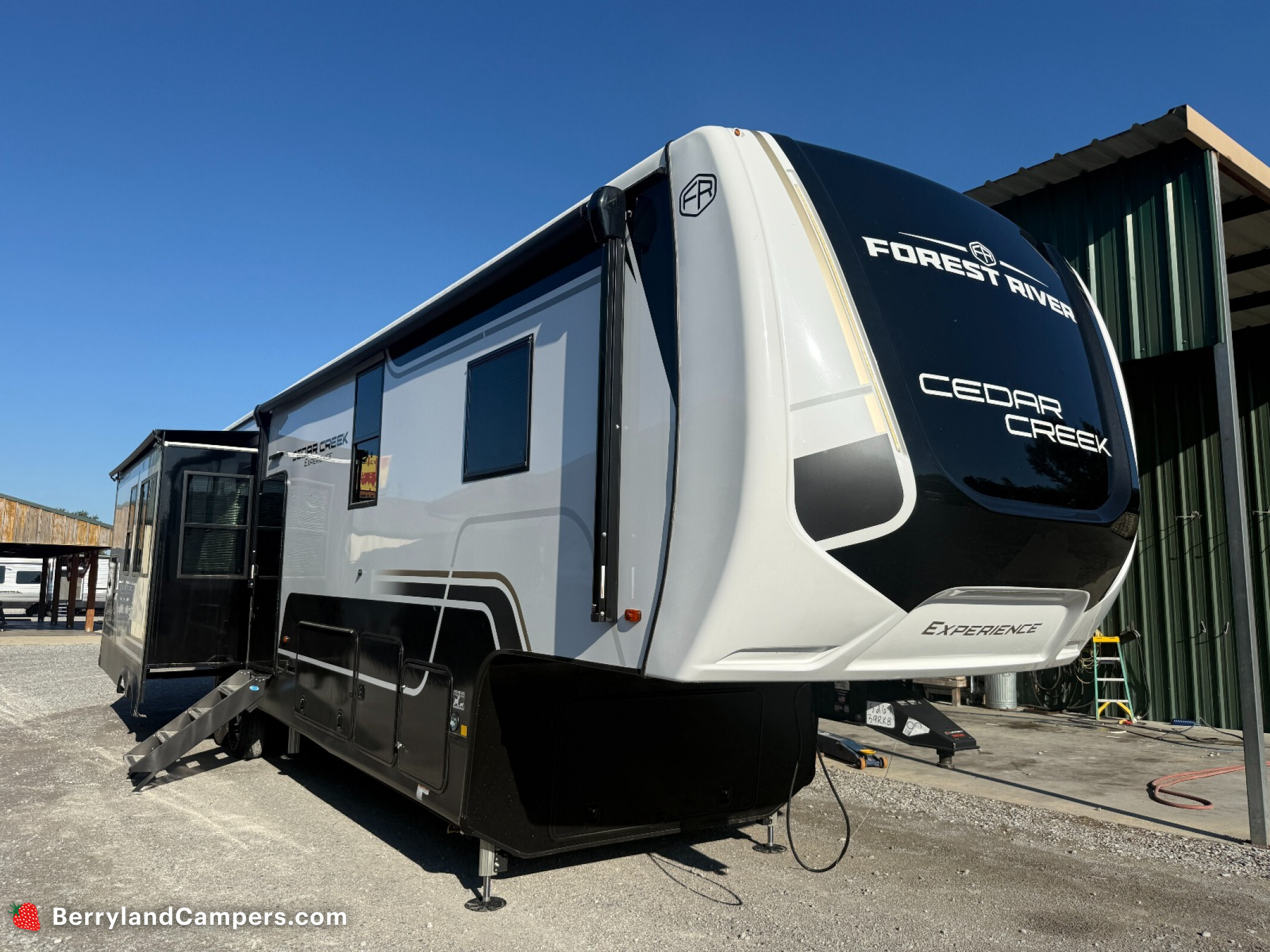 Forest River Cedar Creek Experience 39RKB RVs for sale - RV Trader