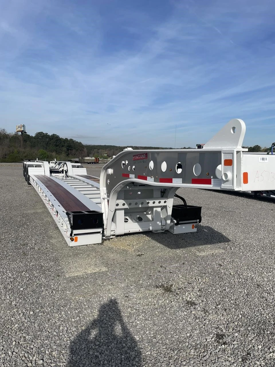 Magnitude 55 Ton Lowboy For Sale - Fontaine Trailers - Equipment Trader