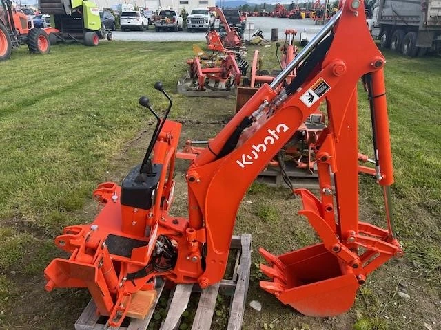 Kubota 4690 Backhoe Attachment Equipment For Sale - Kubota 4690 Backhoe ...