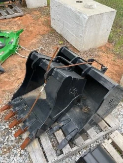 John Deere Bucket For Sale - John Deere Bucket - Equipment Trader