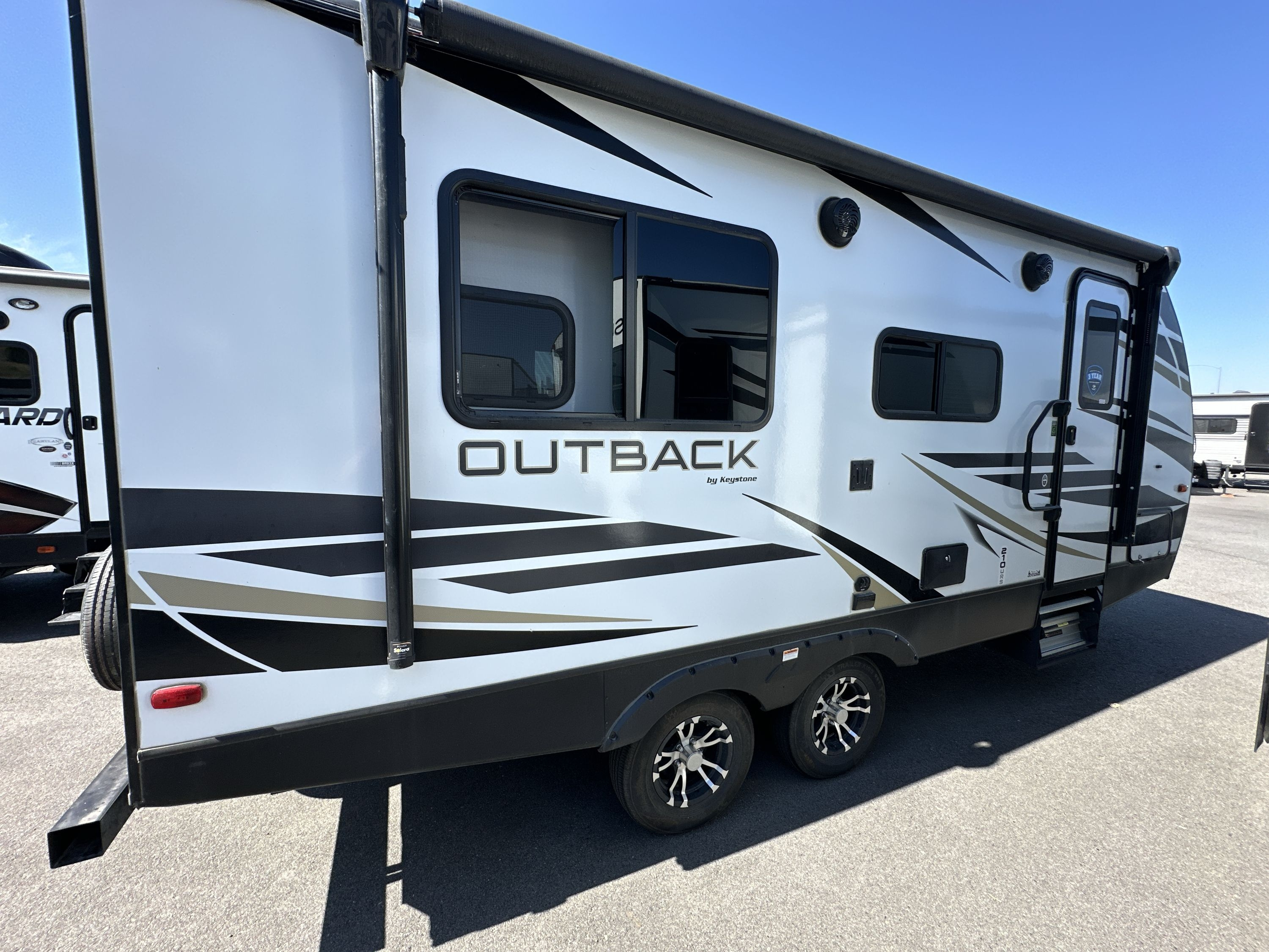 Keystone Outback Ultra Lite 210URS RVs For Sale - RV Trader