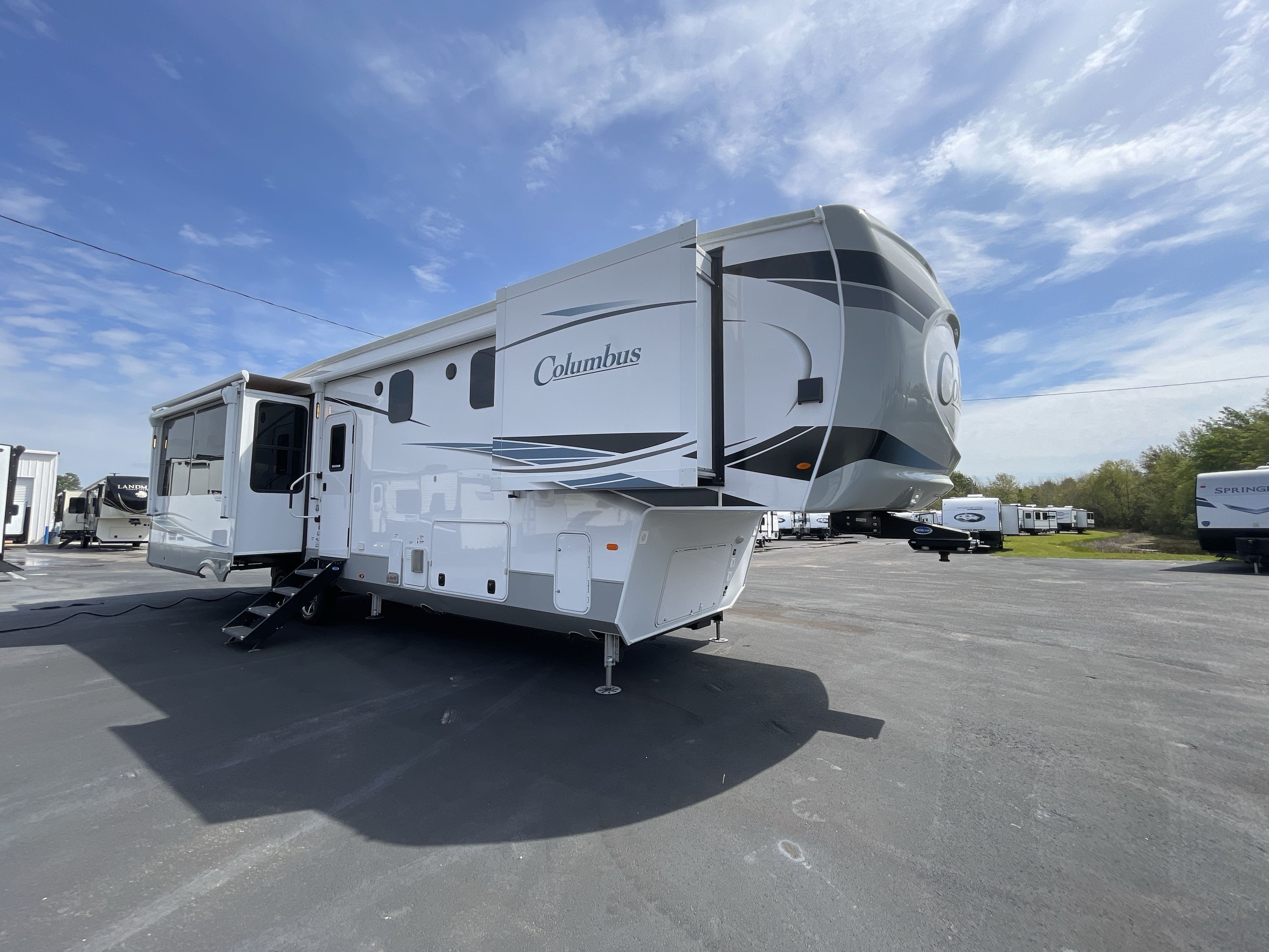 Used Fifth Wheel RVs - Fifth Wheels For Sale Near 34240 - RV Trader