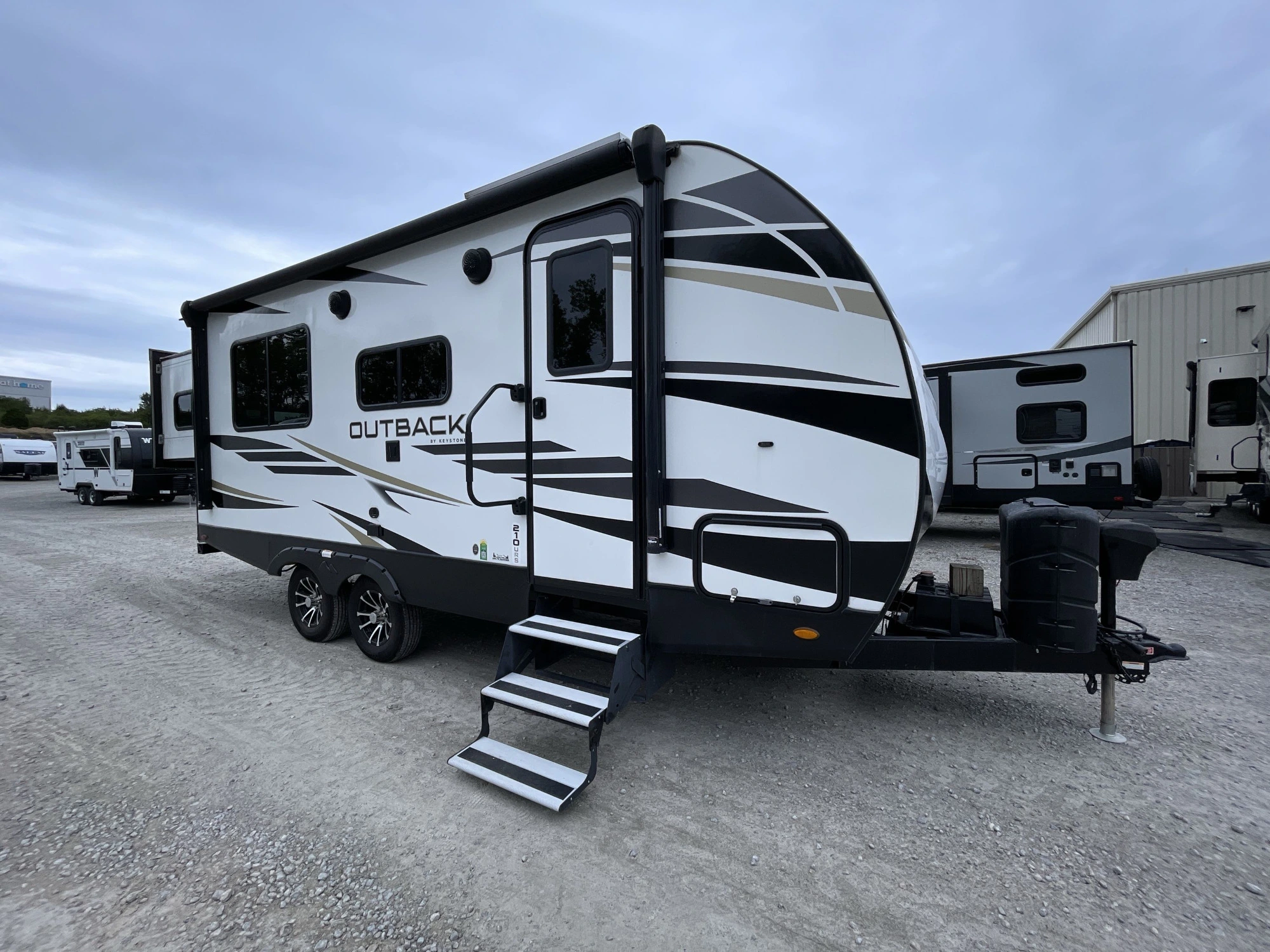 Keystone Outback Ultra Lite 210URS RVs For Sale - RV Trader
