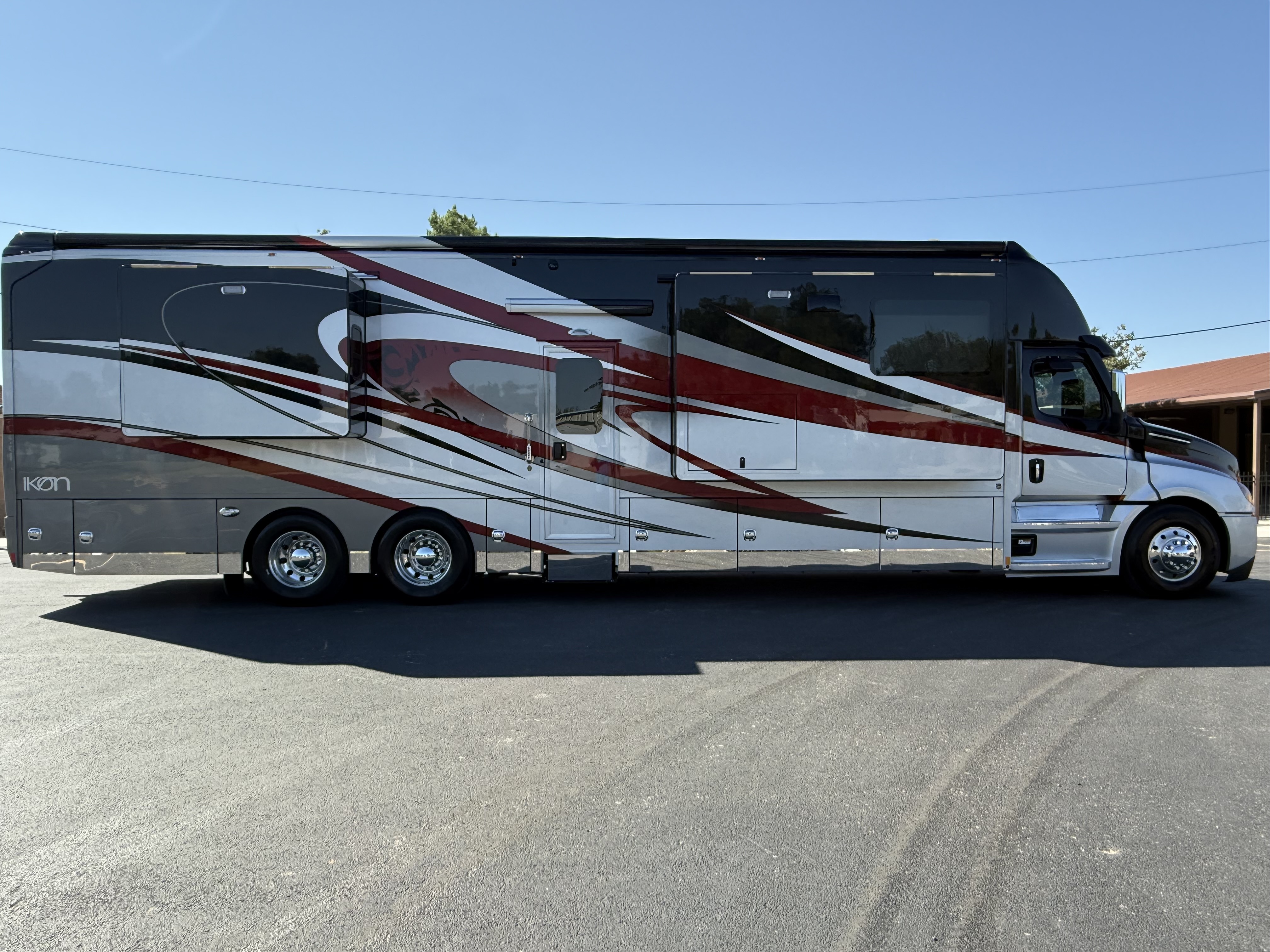Renegade Ikon RVs For Sale - RV Trader