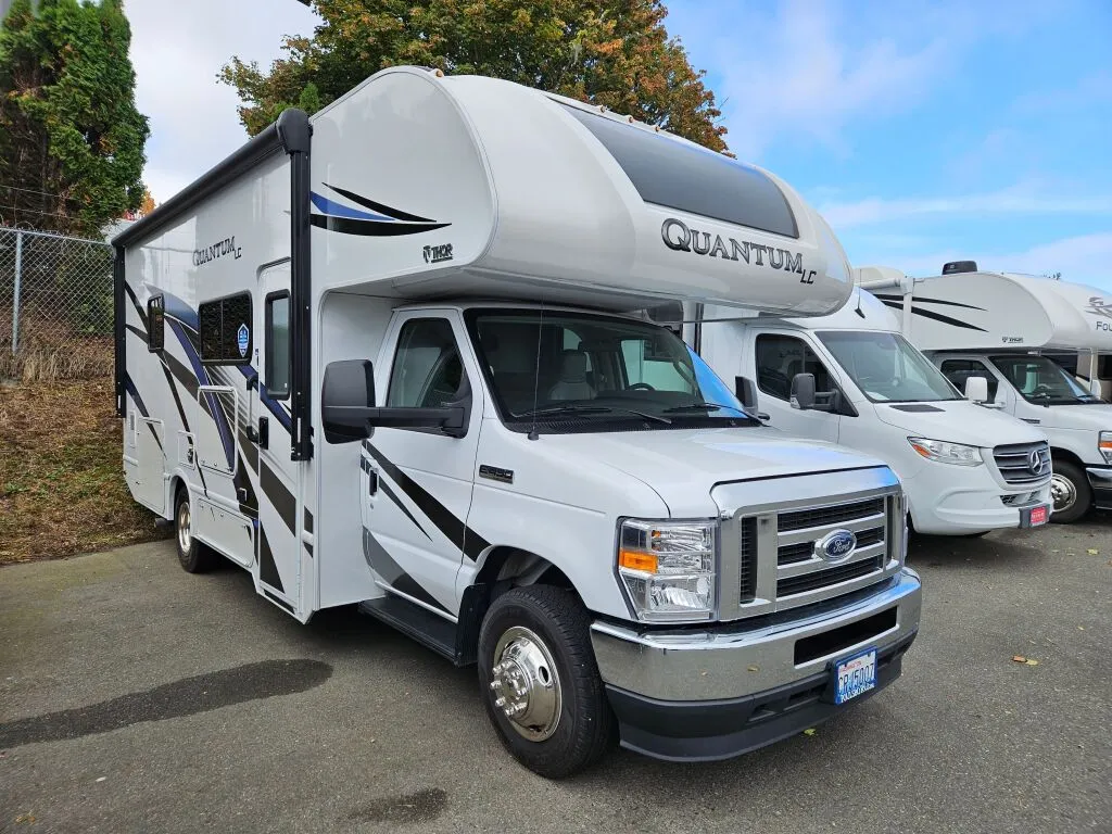 Thor Motor Coach Quantum RVs For Sale - RV Trader