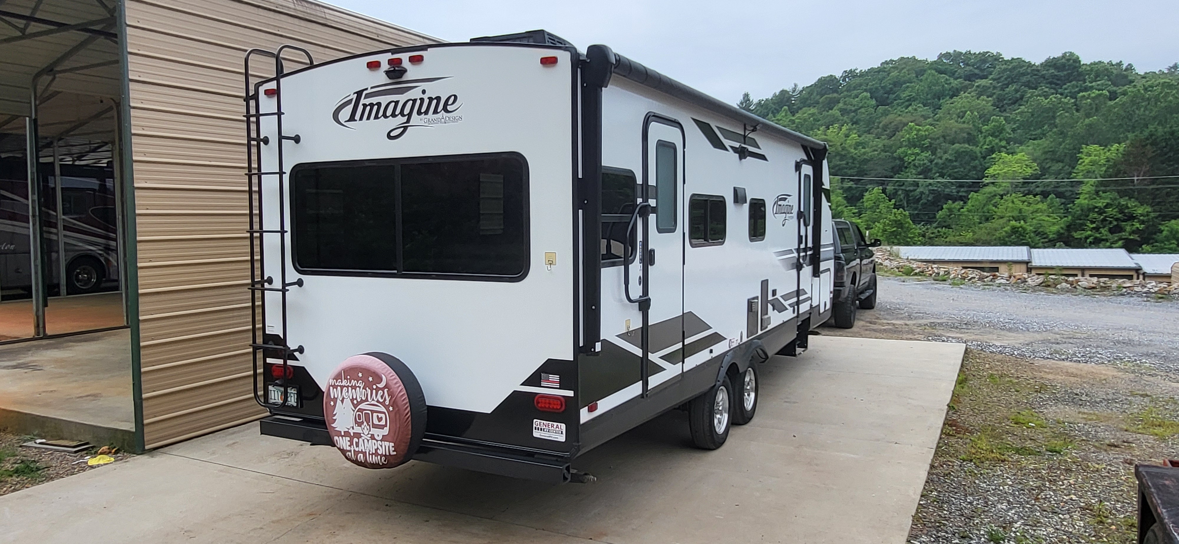 Used 2022 Grand Design Imagine 2500rl in Franklin, NC - 5038022534 - RV ...
