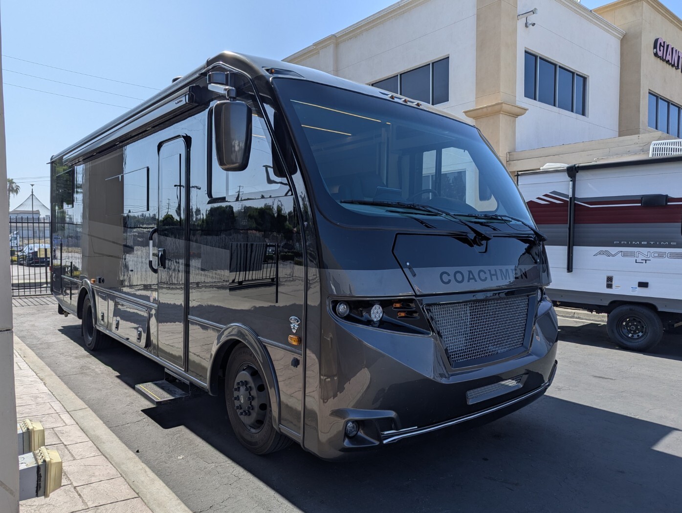 New 2026 Coachmen Euro 25TB For Sale in Montclair, CA - 5037012764 - RV ...