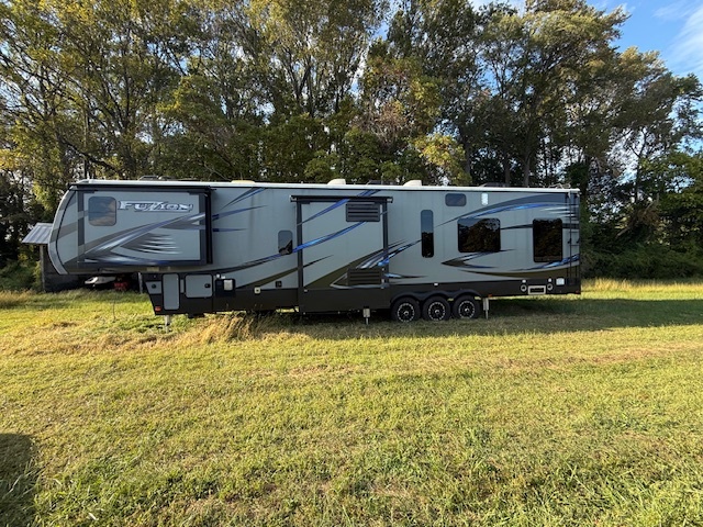 Used 2017 Keystone Fuzion 413 in Colts Neck, NJ - 5038032944 - RV Trader