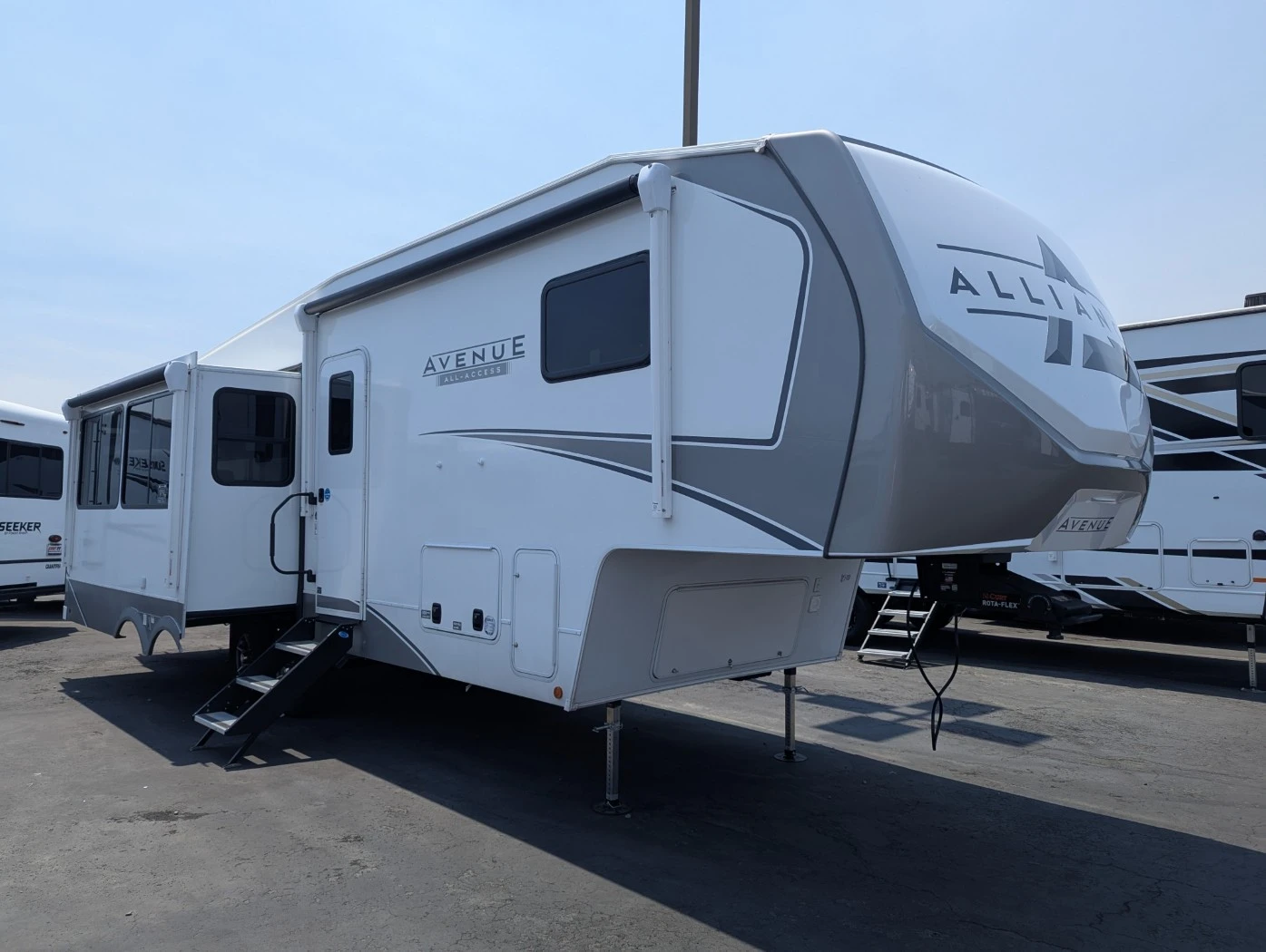 Alliance RV Avenue All-Access Series 29RL RVs For Sale - RV Trader