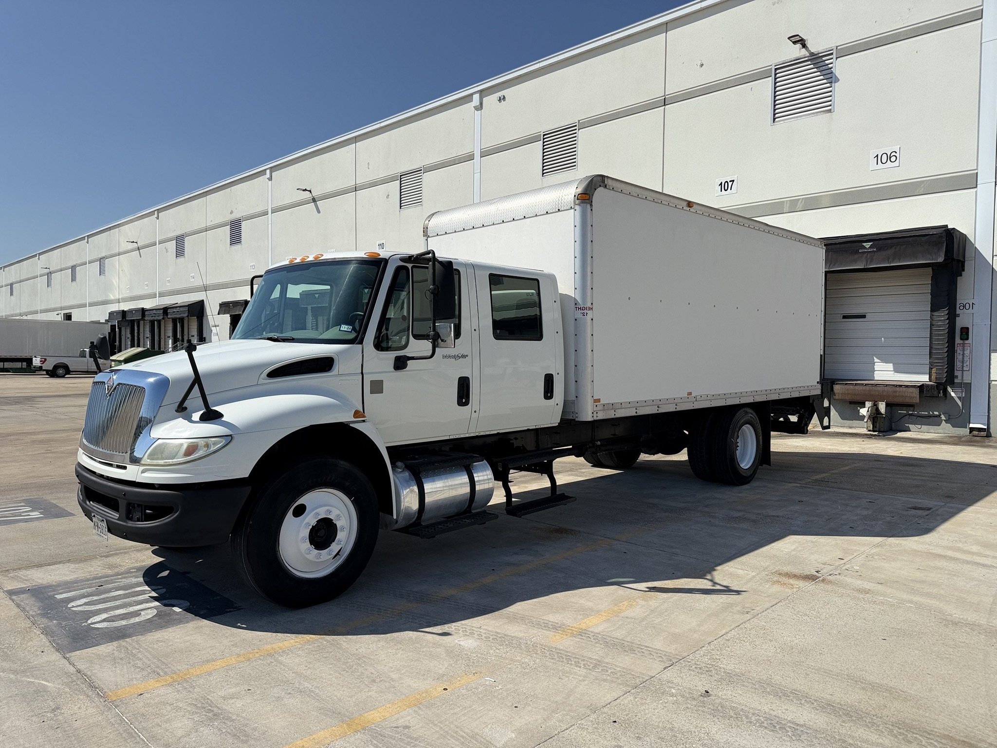 7.6L Box Truck - Straight Truck For Sale Near Morris, AL - Commercial ...